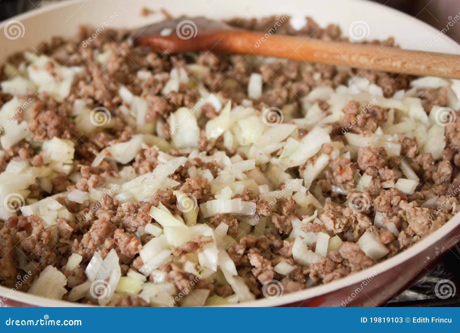Minced meat in the pan stock image. Image of spoon, home - 19819103