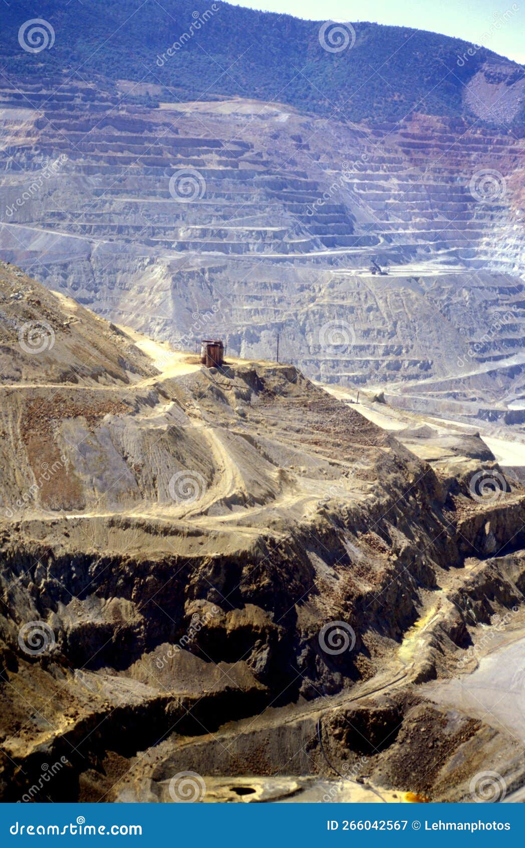 Mine Deep Open Pit Vertical Stock Image - Image of mina, mountaintop ...