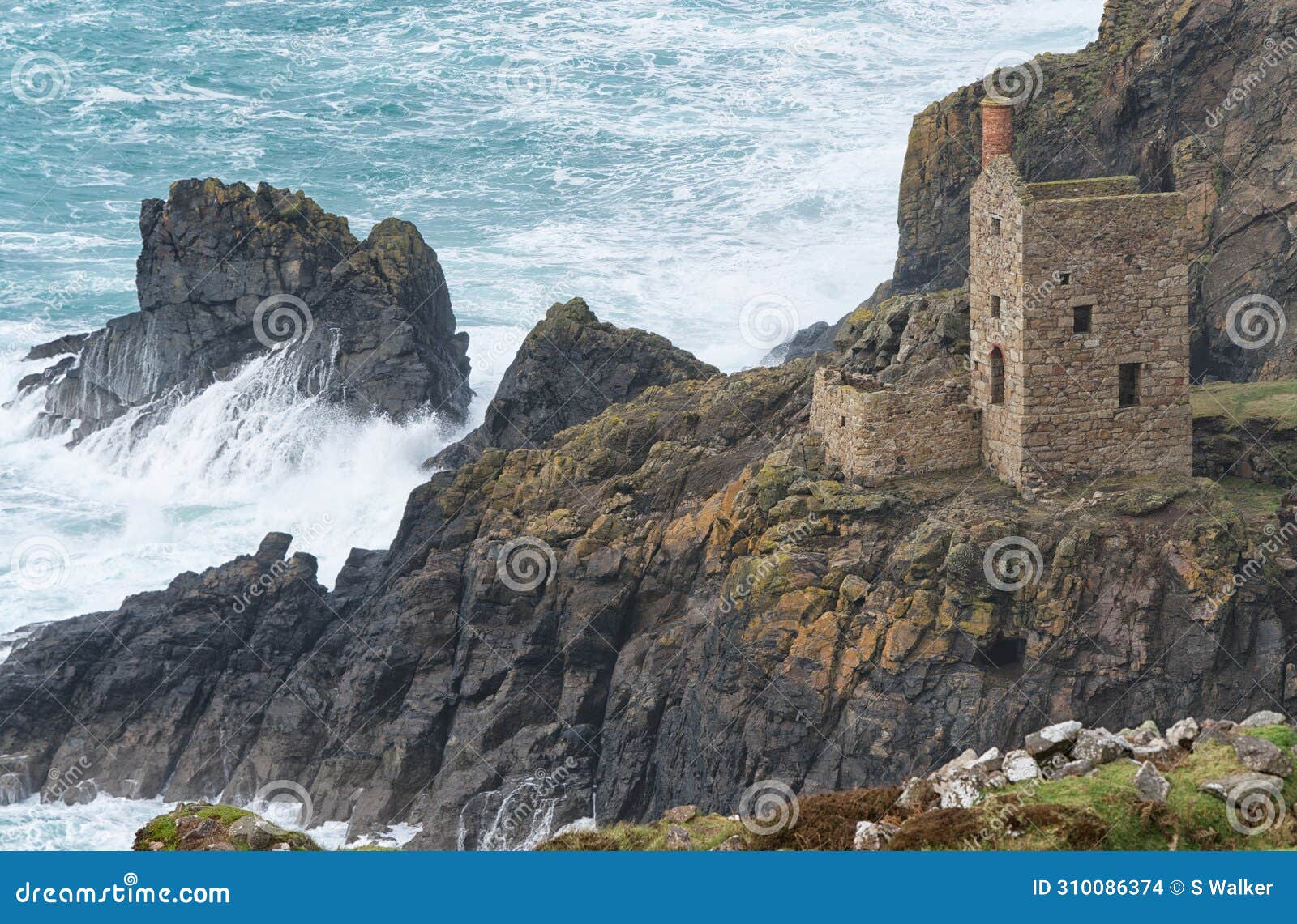 Mine Engine House at the Foot of Cliffs, Botallack, Cornwall. Stock ...
