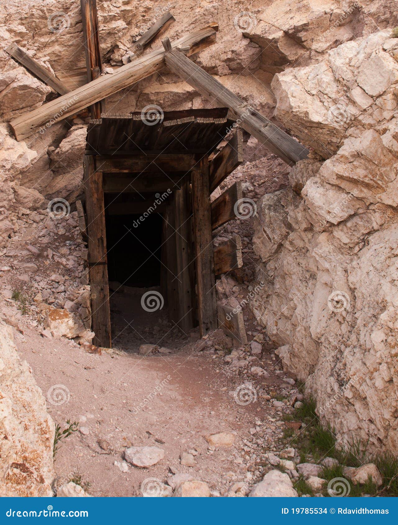 Mine Entrance stock photo. Image of opening, mines, open - 19785534