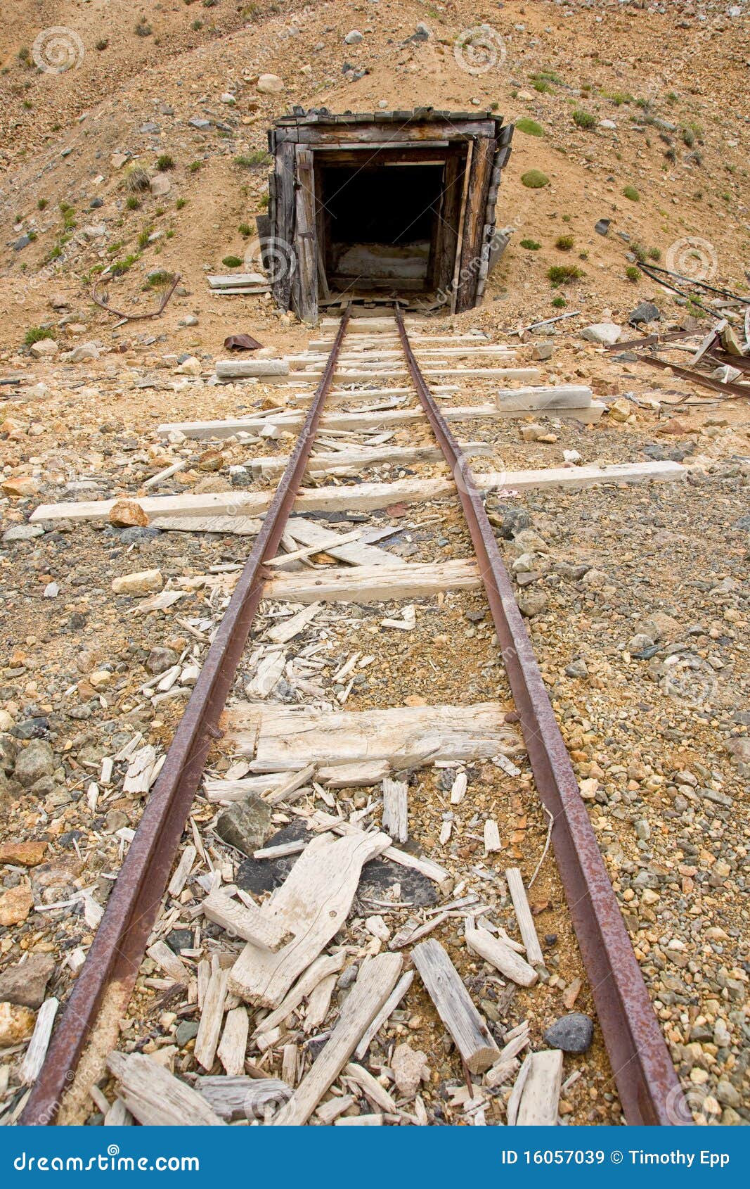 Mine rail and shaft stock image. Image of northern, tracks - 16057039