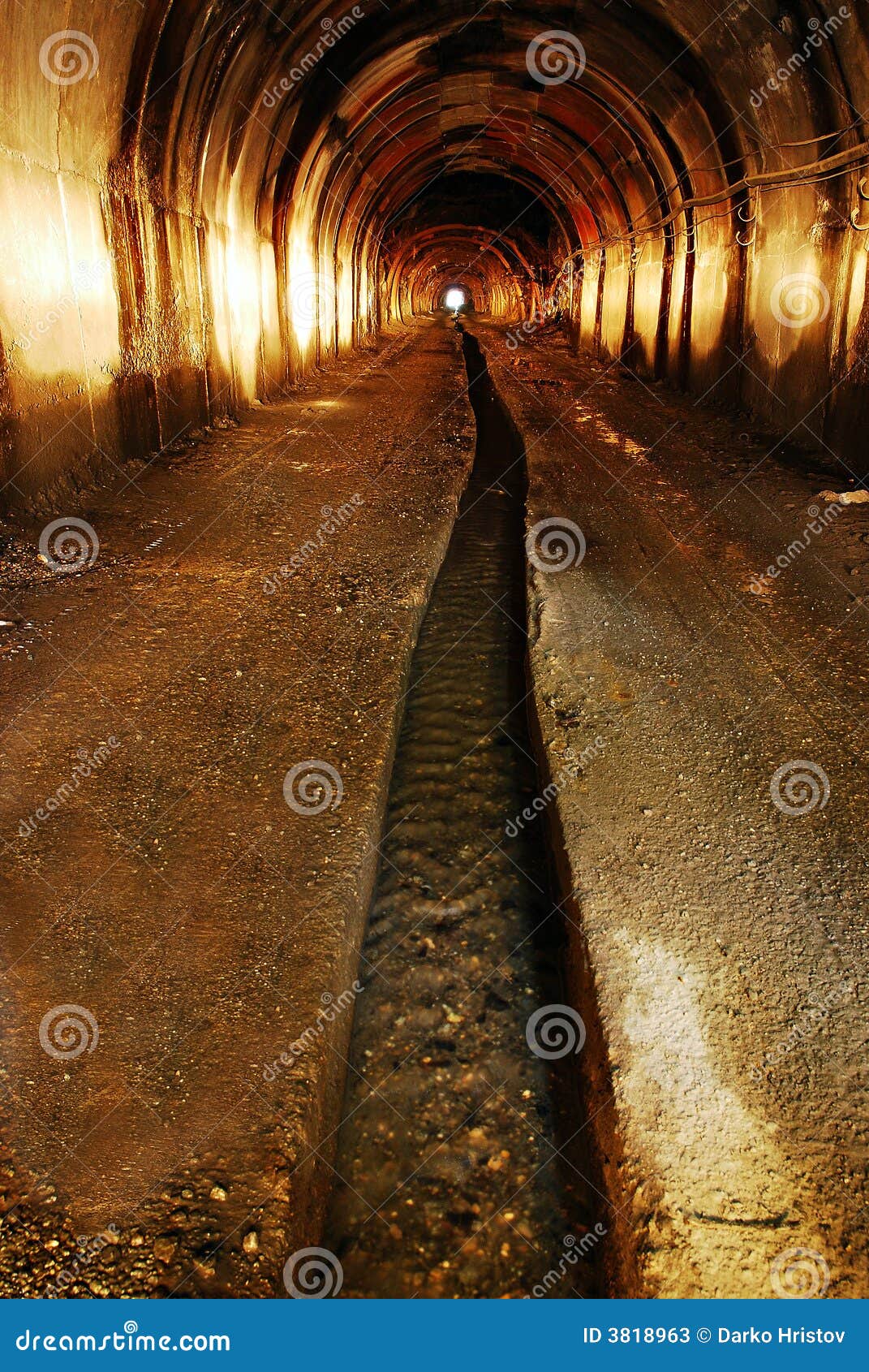 Mine tunnel vertical stock image. Image of concept, structure - 3818963