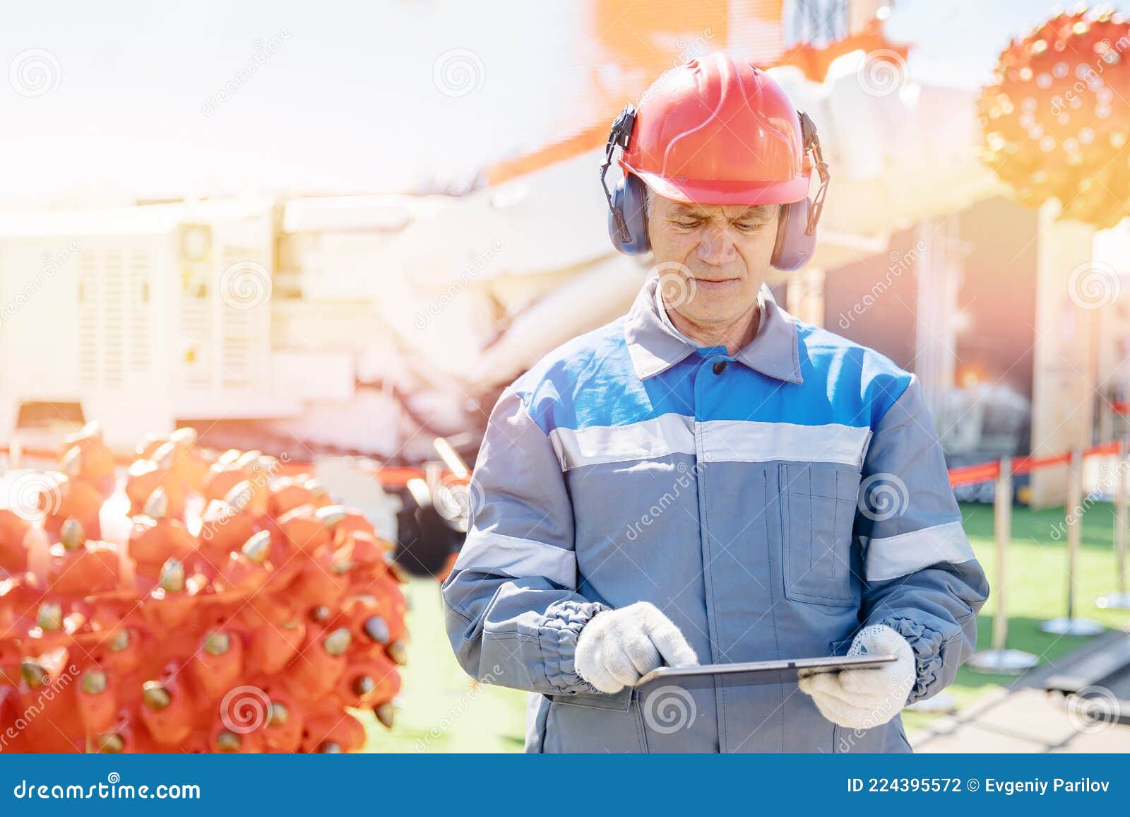 Miner Operator Control with Computer Tablet Drilling Machine in Coal ...