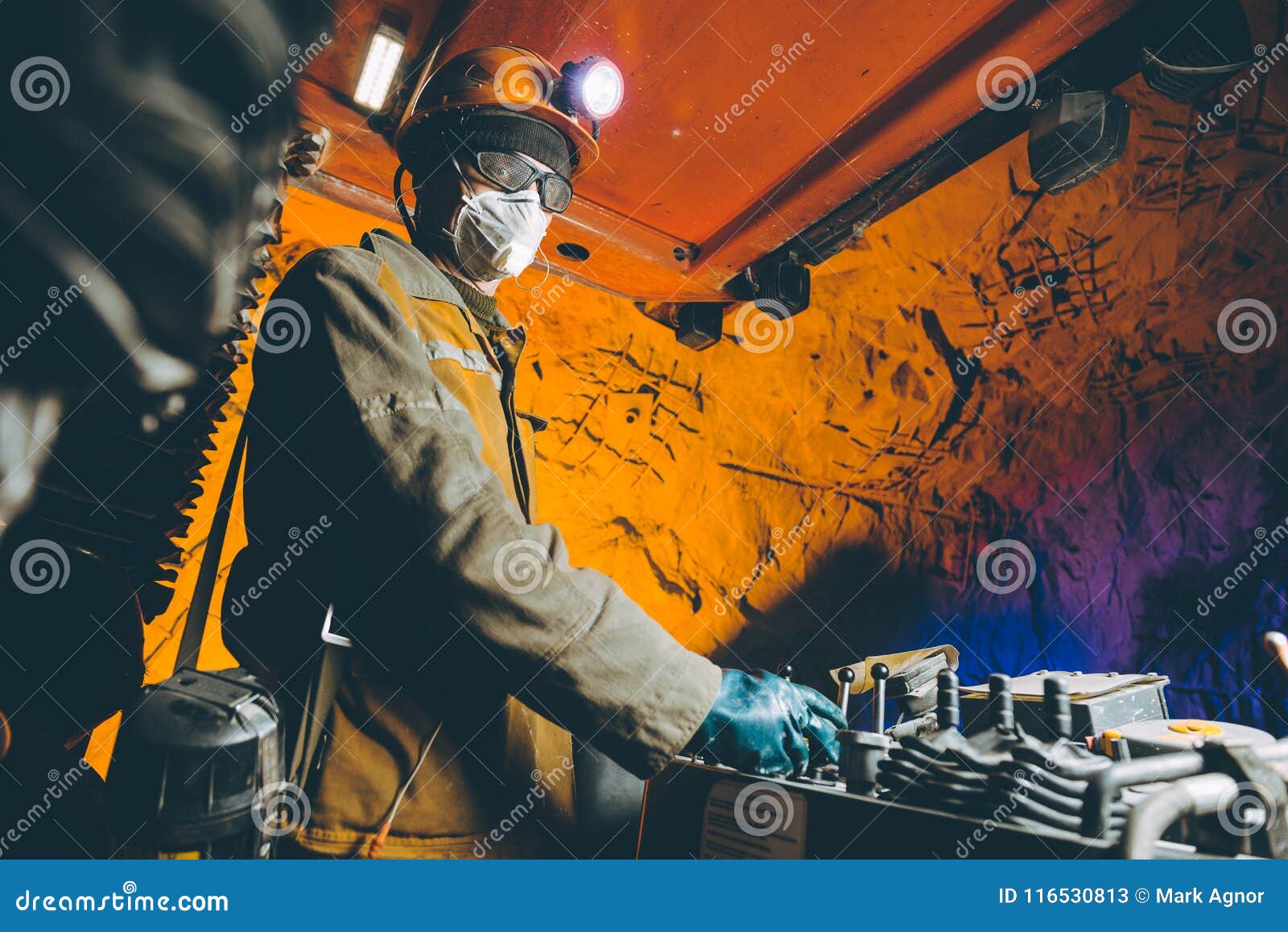 Miner Underground Mining Gold Stock Image - Image of safety, operator ...