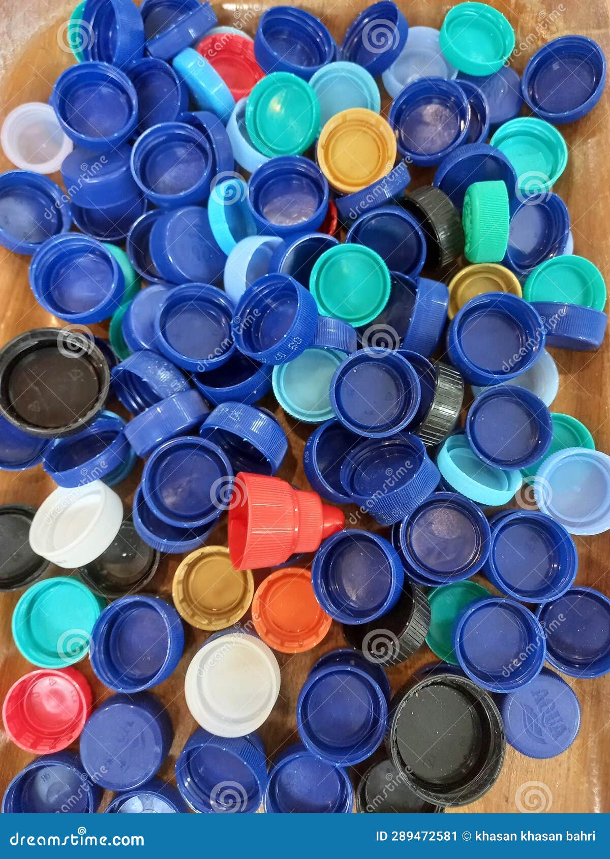 Bottle cap waste stock image. Image of mineral, water - 289472581