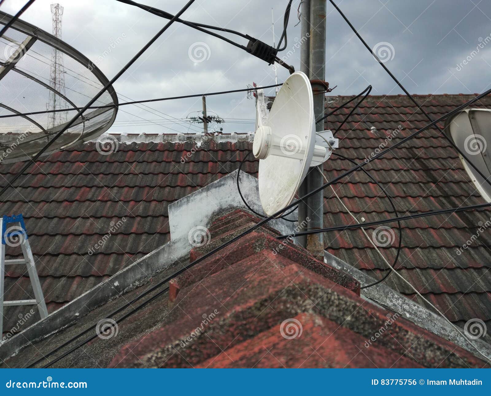 Mini Anten Wifi stock photo. Image of wifi, antena, home - 83775756