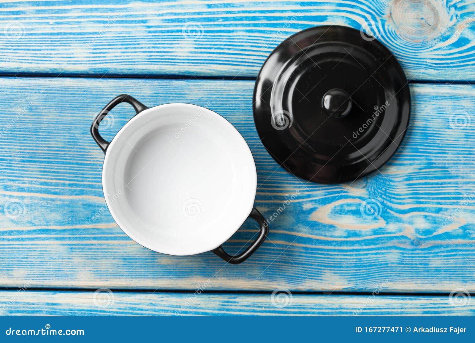 Mini black empty casserole stock image. Image of ceramic - 167277471