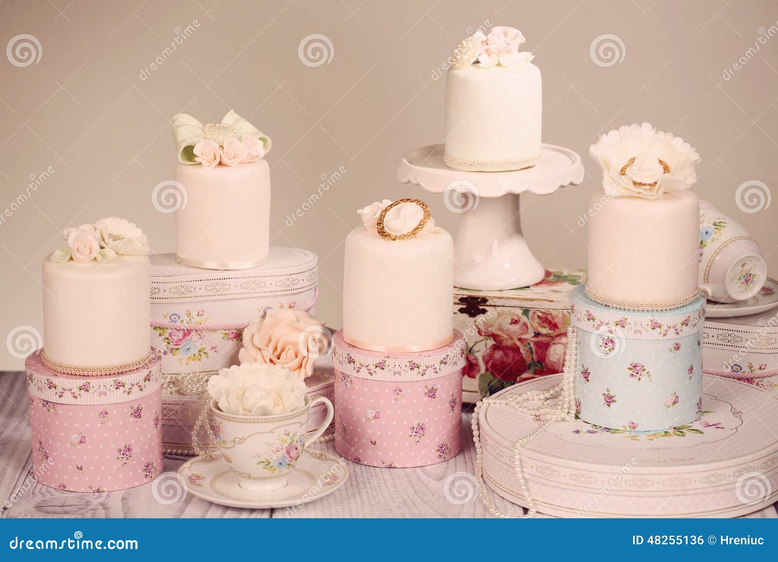 Mini cakes with icing stock photo. Image of plateau, celebrate - 48255136