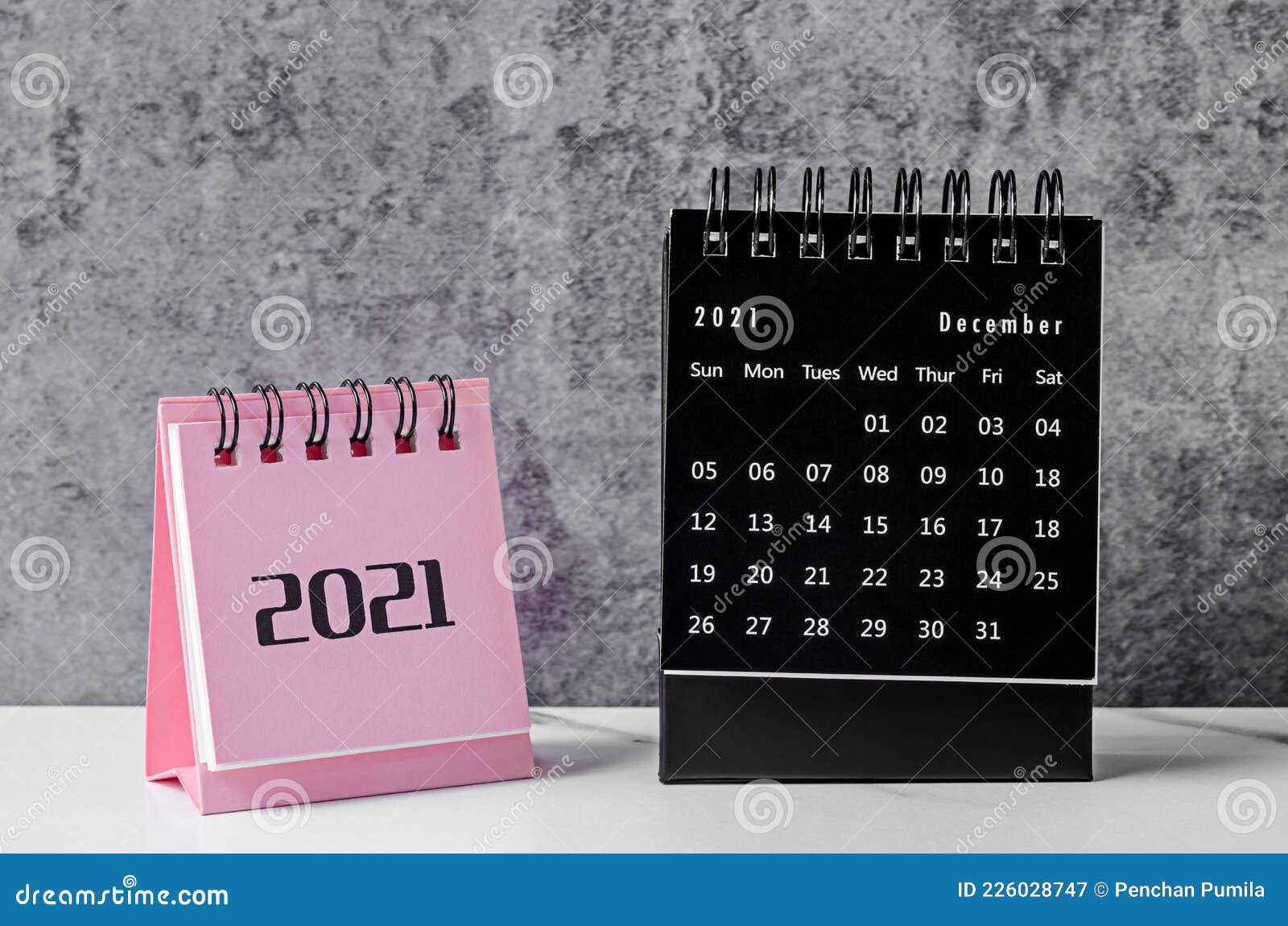 Mini Calendar December 2021 Stock Image - Image of background, meeting ...