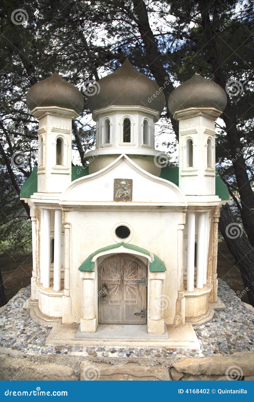 Mini Church Picture. Image: 4168402