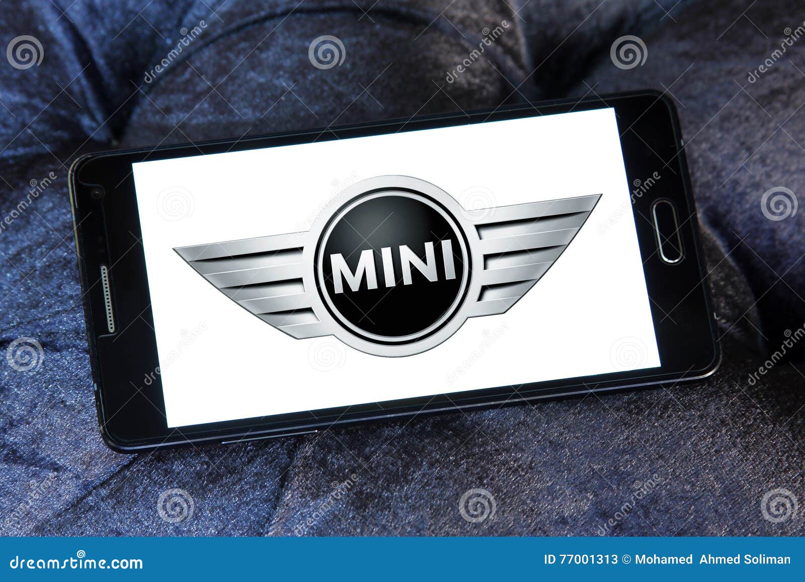 Mini cooper car logo editorial stock photo. Image of logos - 77001313