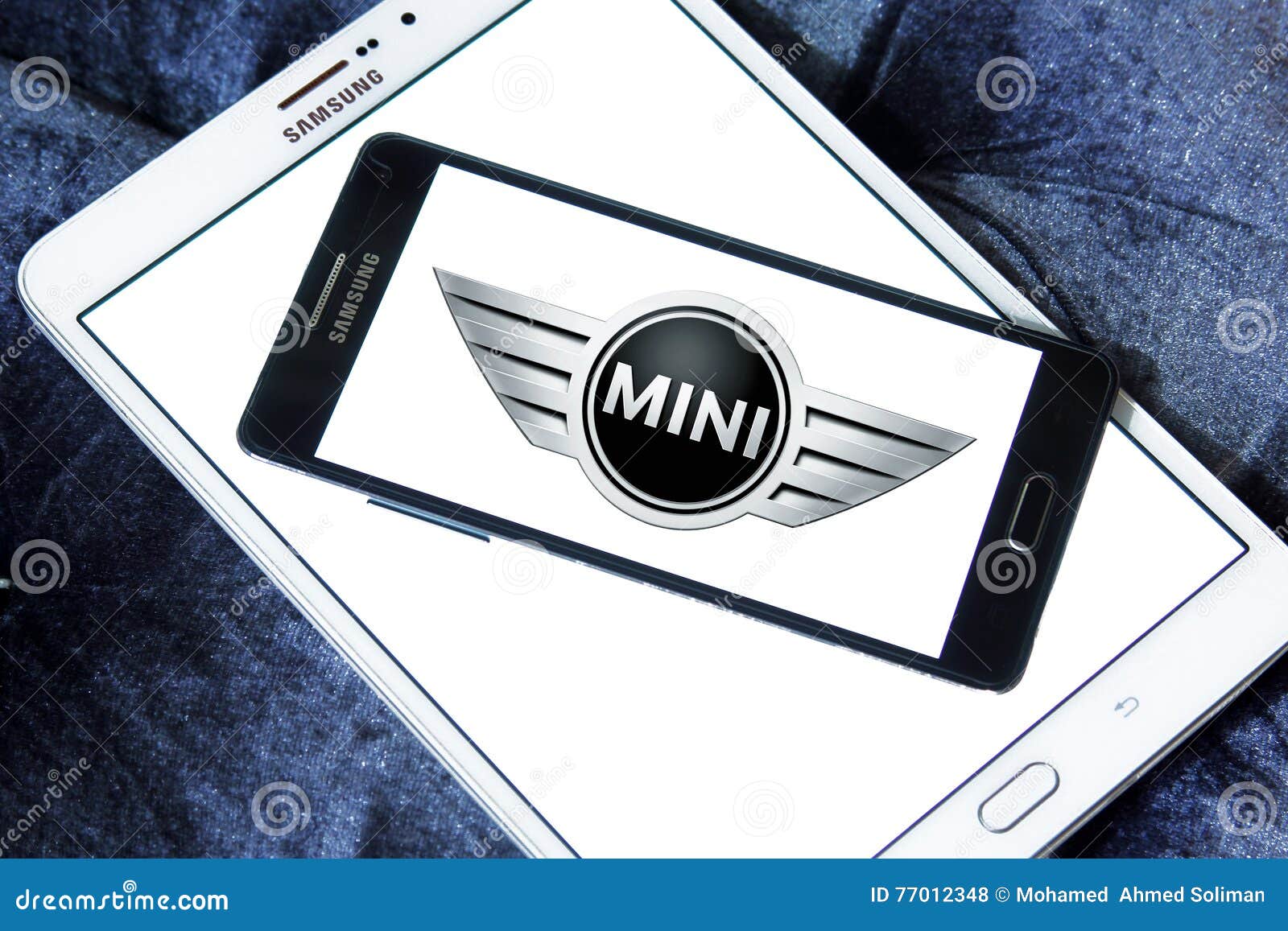 Mini cooper car logo editorial stock photo. Image of mini - 77012348