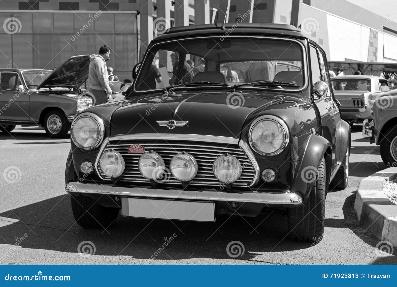2000 Mini Cooper S editorial stock photo. Image of event - 71923813
