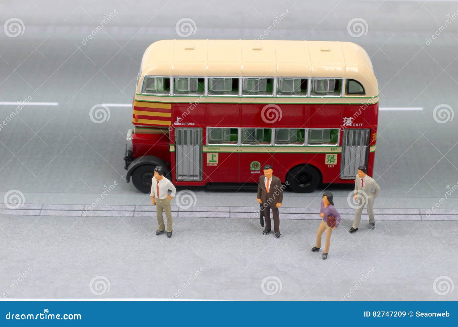 The Mini Figure Waiting Bus Stock Image - Image of parking, automotive ...