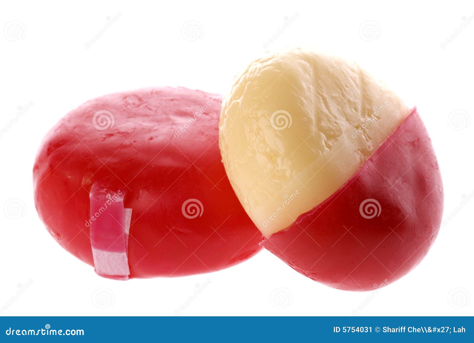 Mini Fromage à Pâte Molle En Cire Rouge Image stock - Image du emballé ...