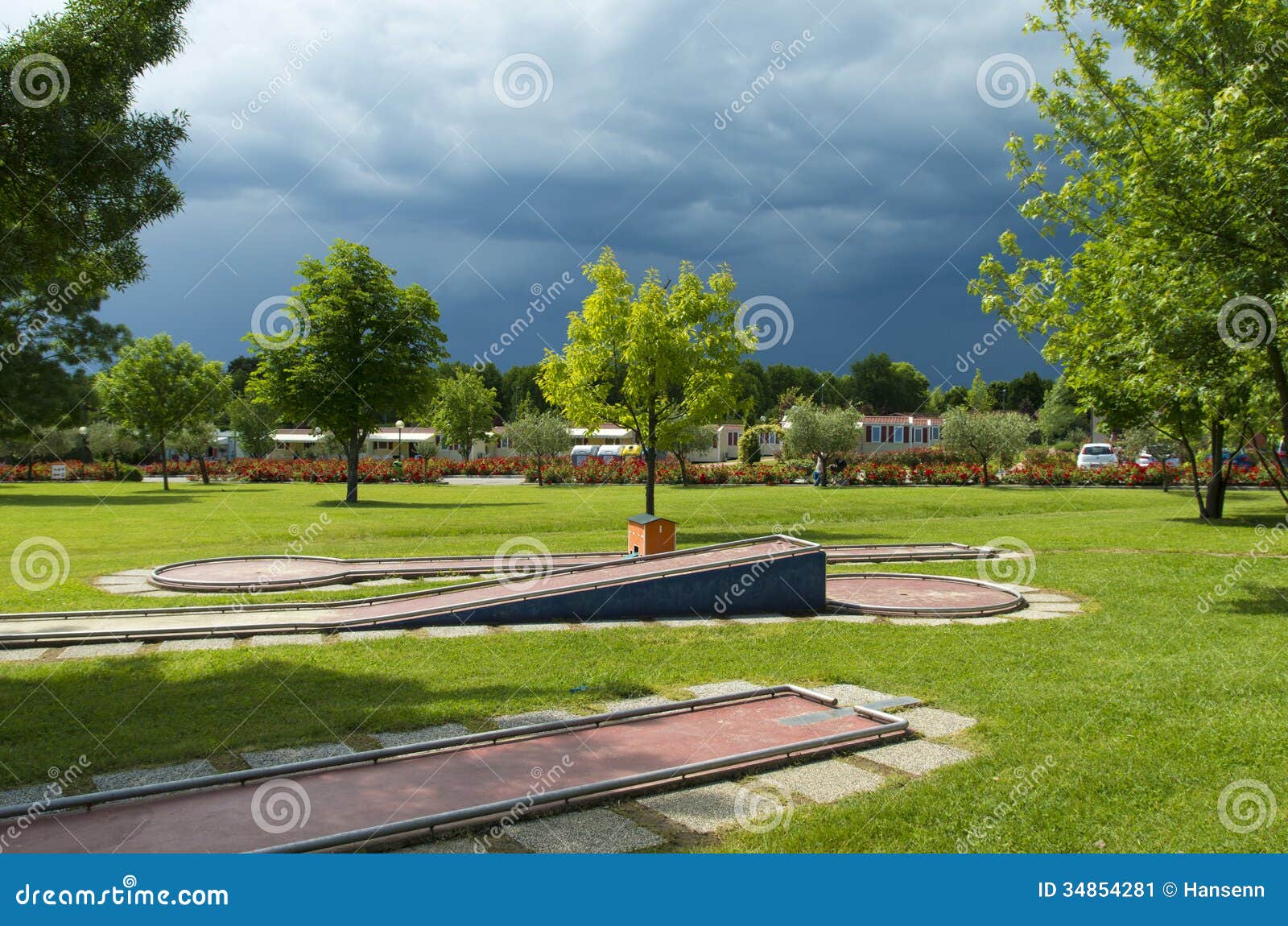 Mini golf park stock image. Image of challenge, green - 34854281