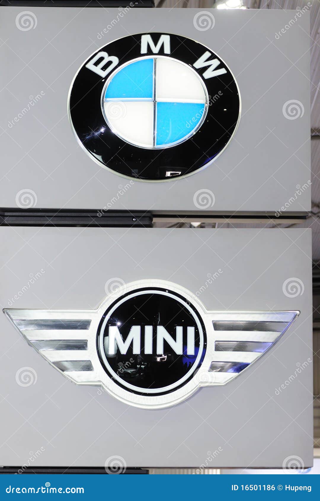 Mini insignia del Bmw foto editorial. Imagen de coche - 16501186