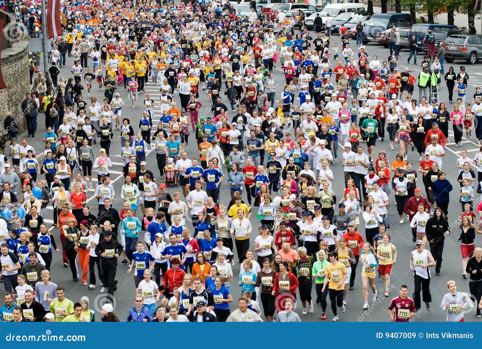 Mini Marathon runners editorial stock image. Image of race - 9407009