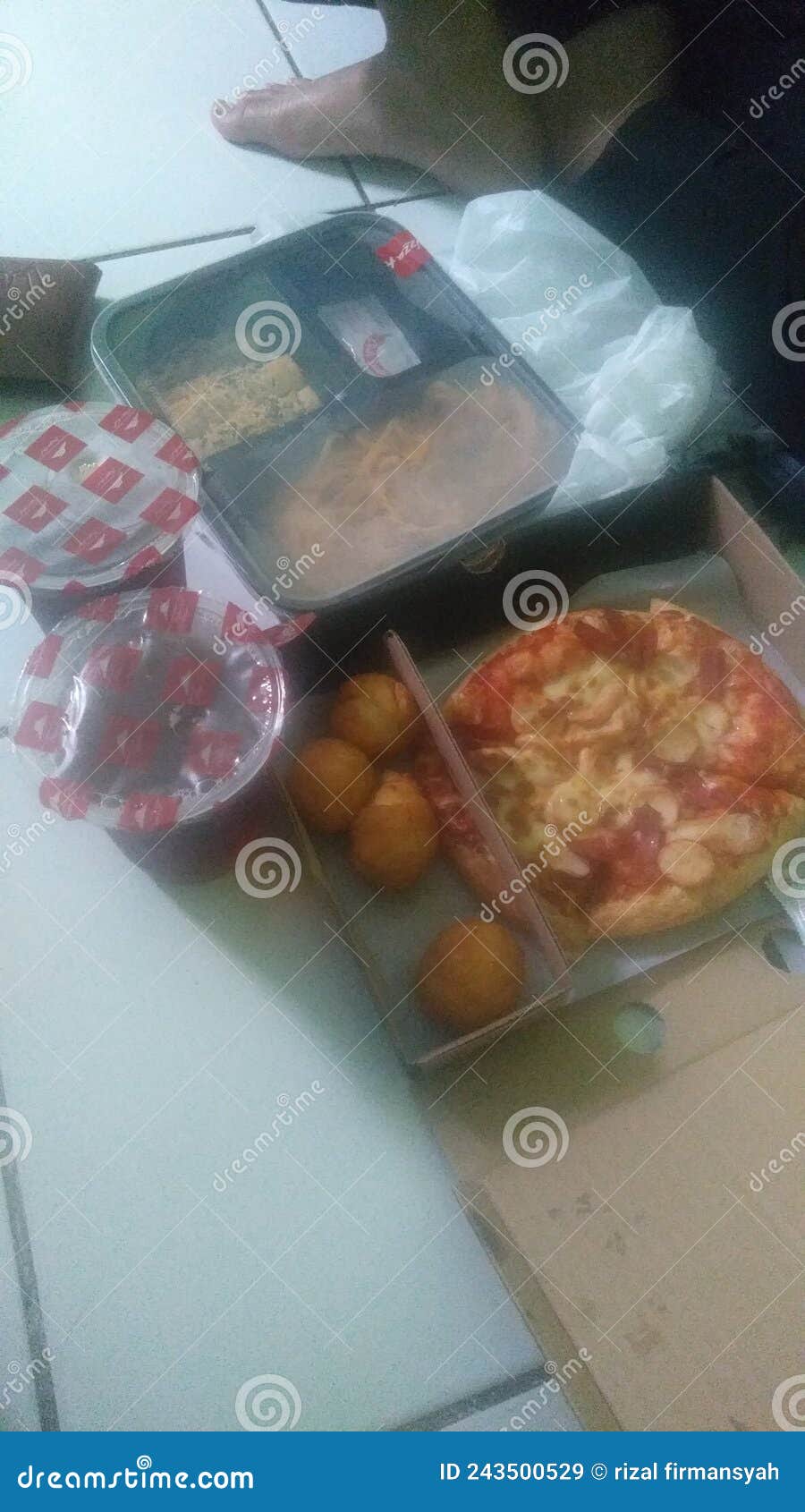 Pitza Hawallan Stock Photos - Free & Royalty-Free Stock Photos from ...