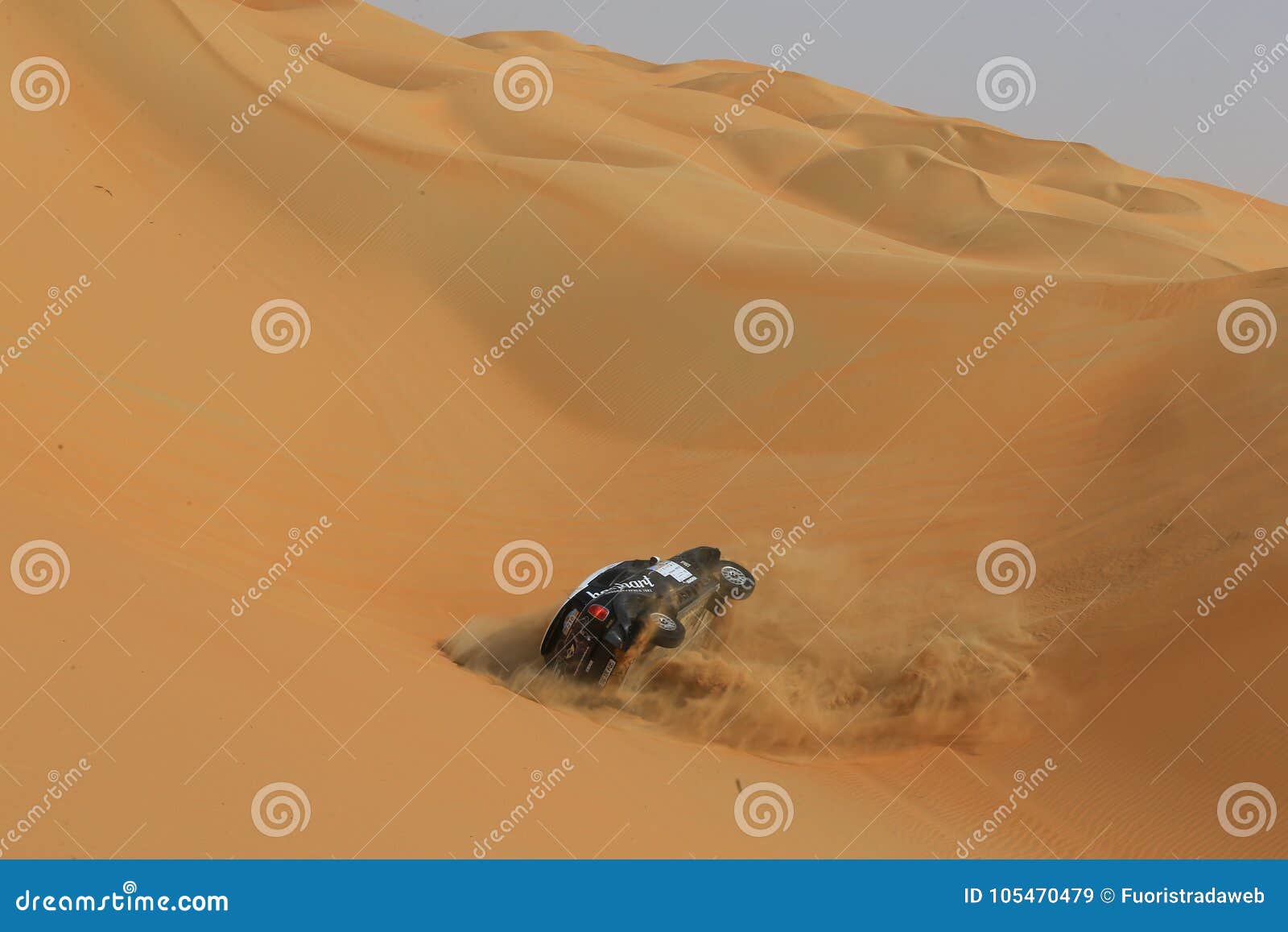 Mini Roll in dunes editorial stock image. Image of cape - 105470479