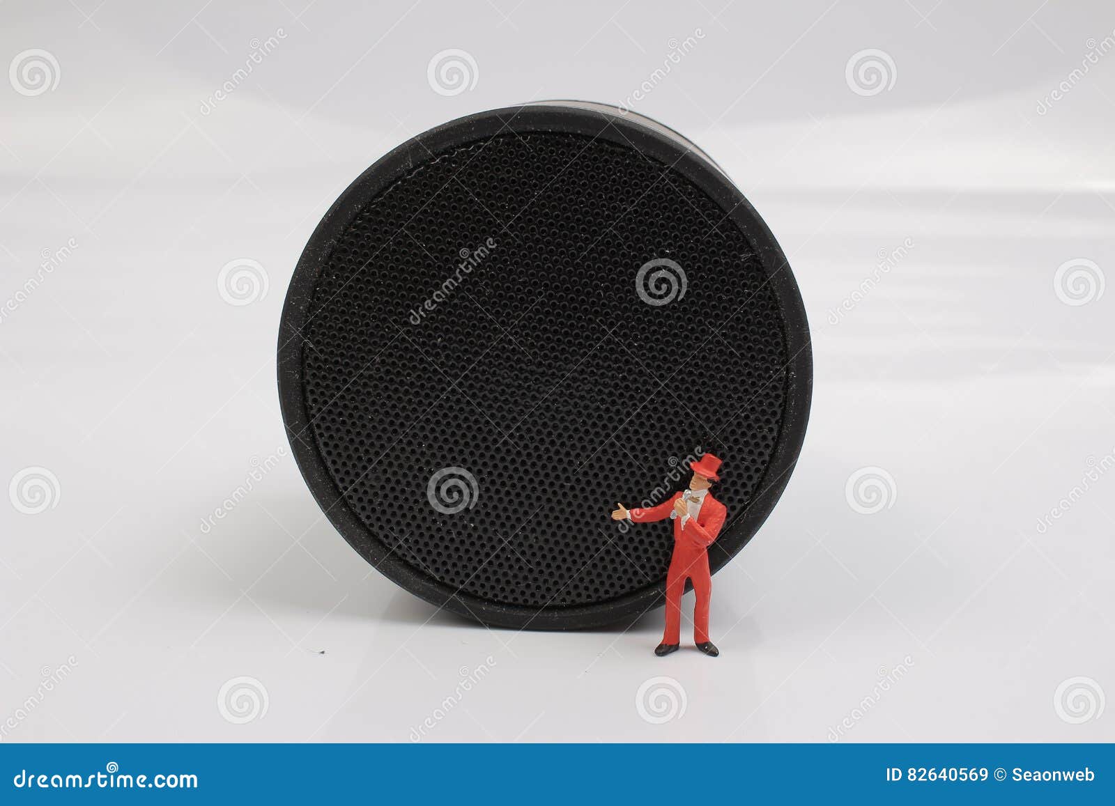 Mini Singer with the Big Speaker Stock Image - Image of guitar, vocal ...