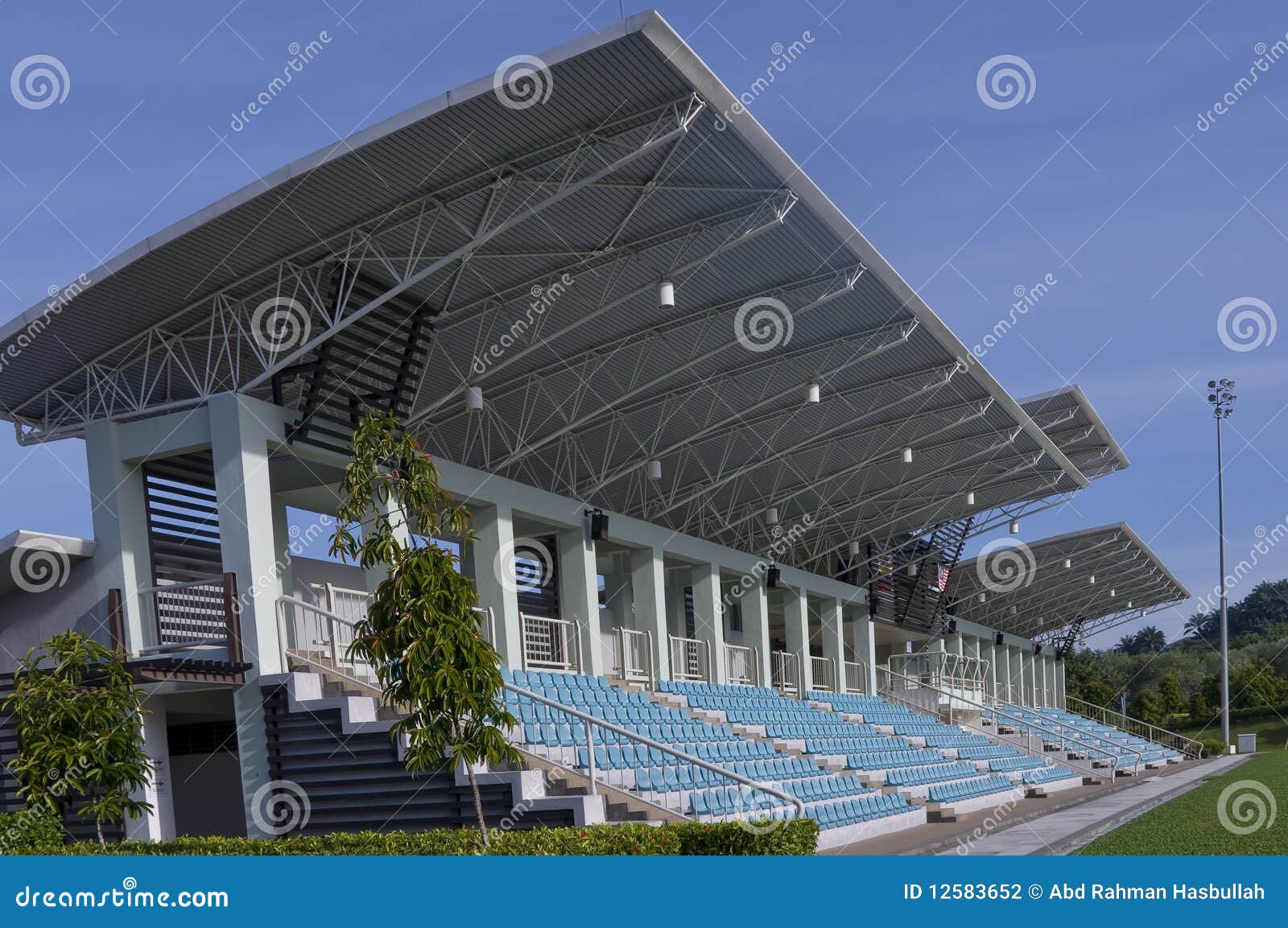 Mini stade photo stock. Image du sportif, structurel - 12583652