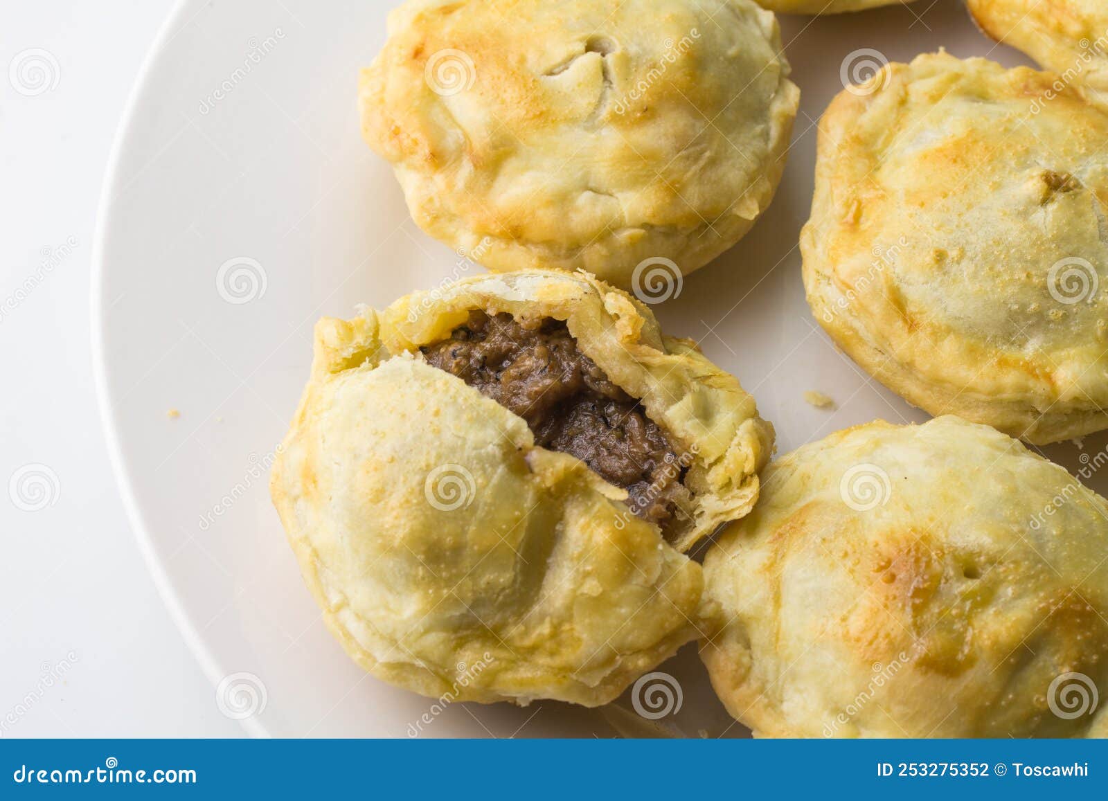 Mini Steak Pie Stock Photos - Free & Royalty-Free Stock Photos from ...