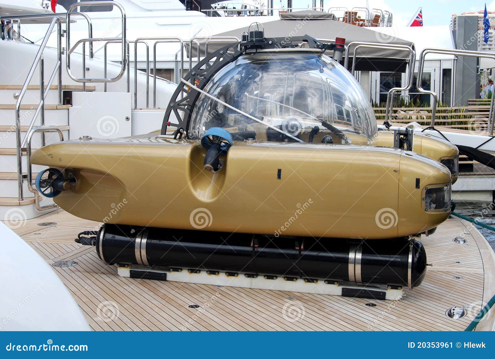 Mini submarine stock image. Image of specialized, undersea - 20353961