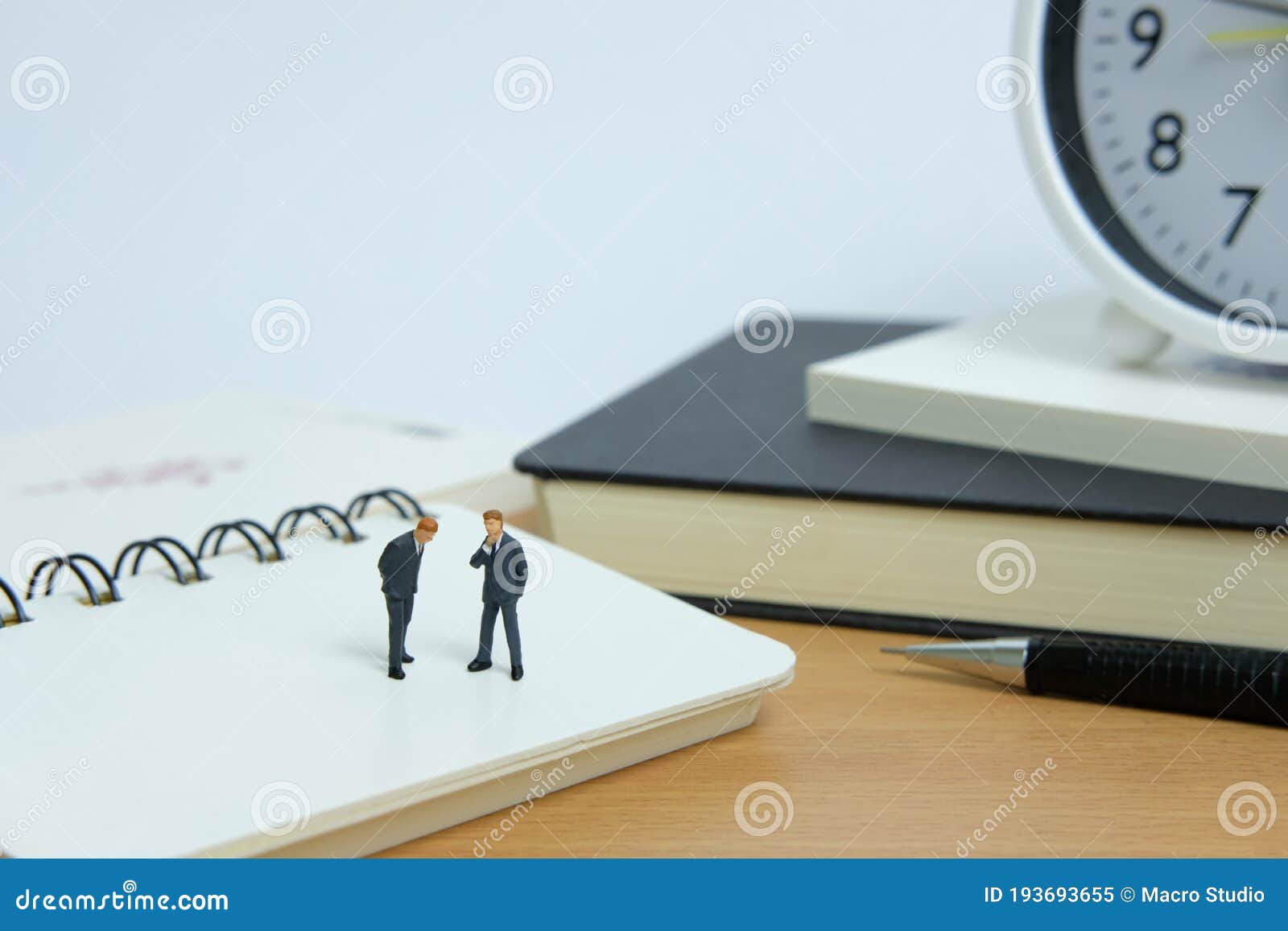 Miniature Business Concept - Thinking a Resolution. Mini Figure with ...
