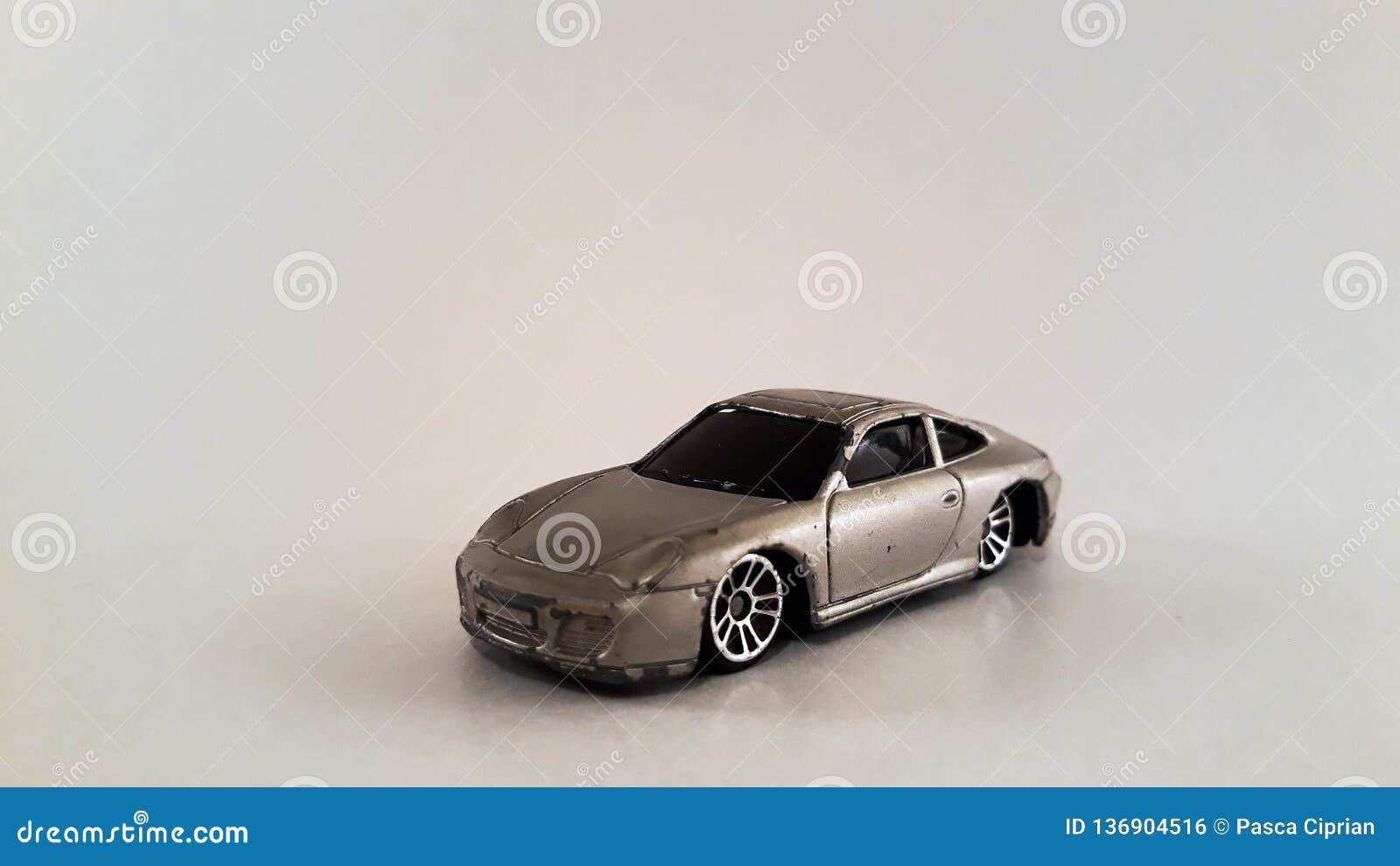 A miniature car editorial photo. Image of clouds, macro - 136904516