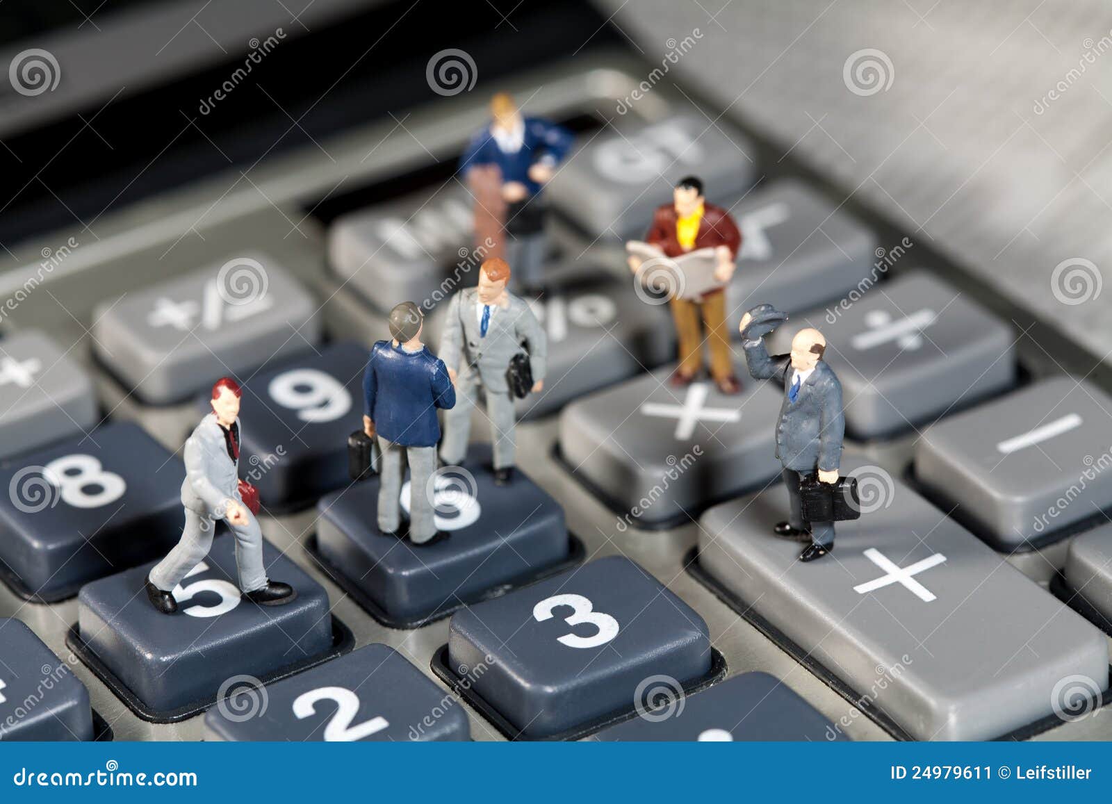 Miniature Men Shaking Hands on a Calculator Stock Image - Image of ...