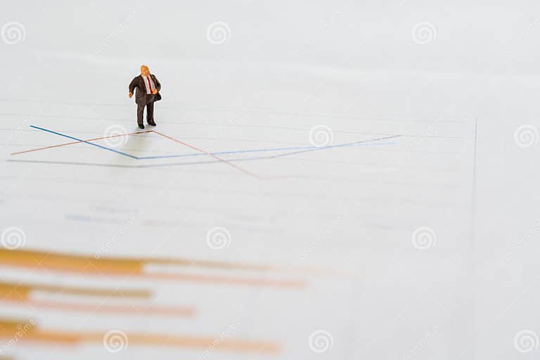 Miniature People with on Business Graph Make Management Decisions ...