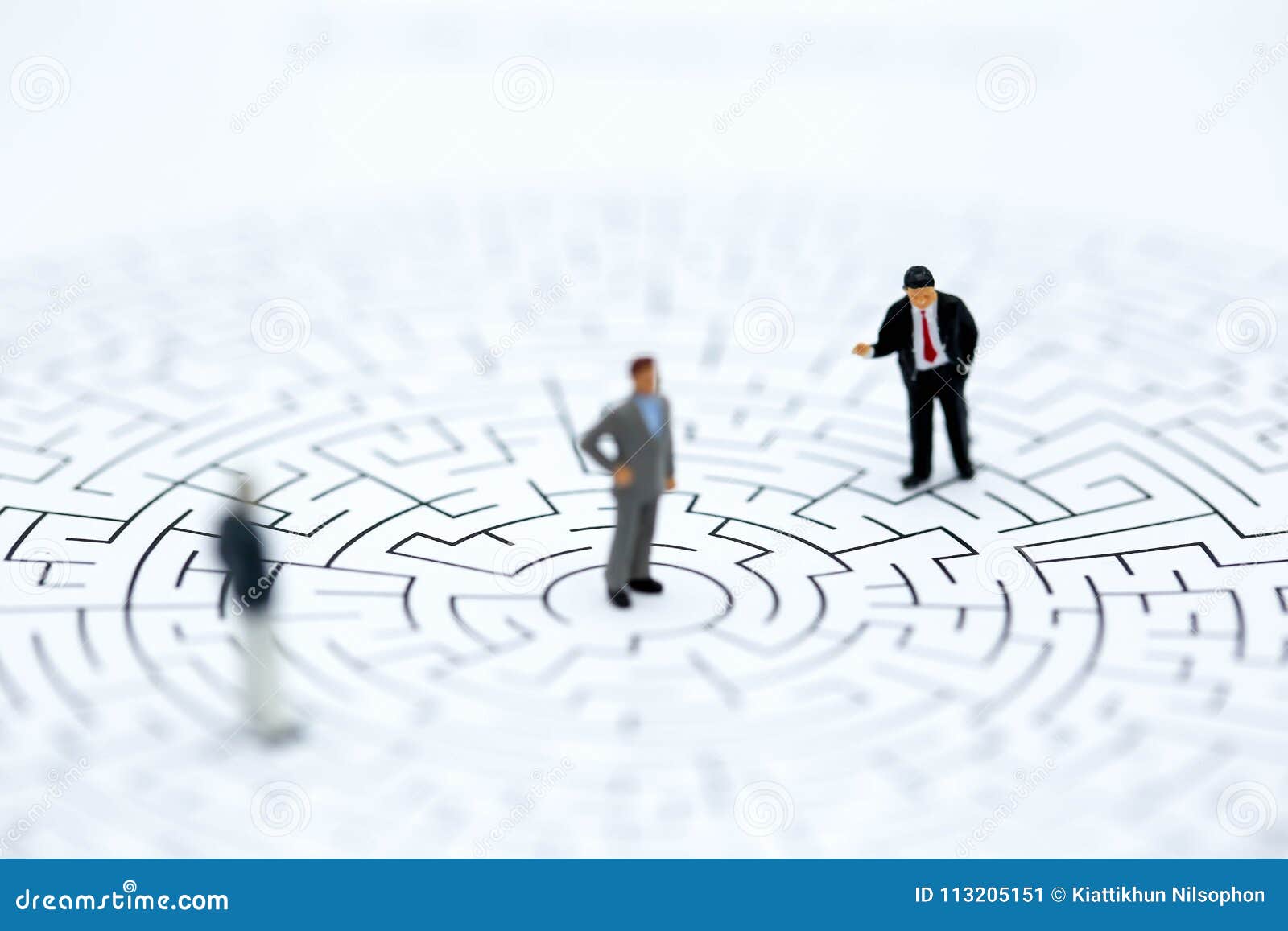 Miniature People : Businessman Standing on Maze,Concepts of Fi Stock ...