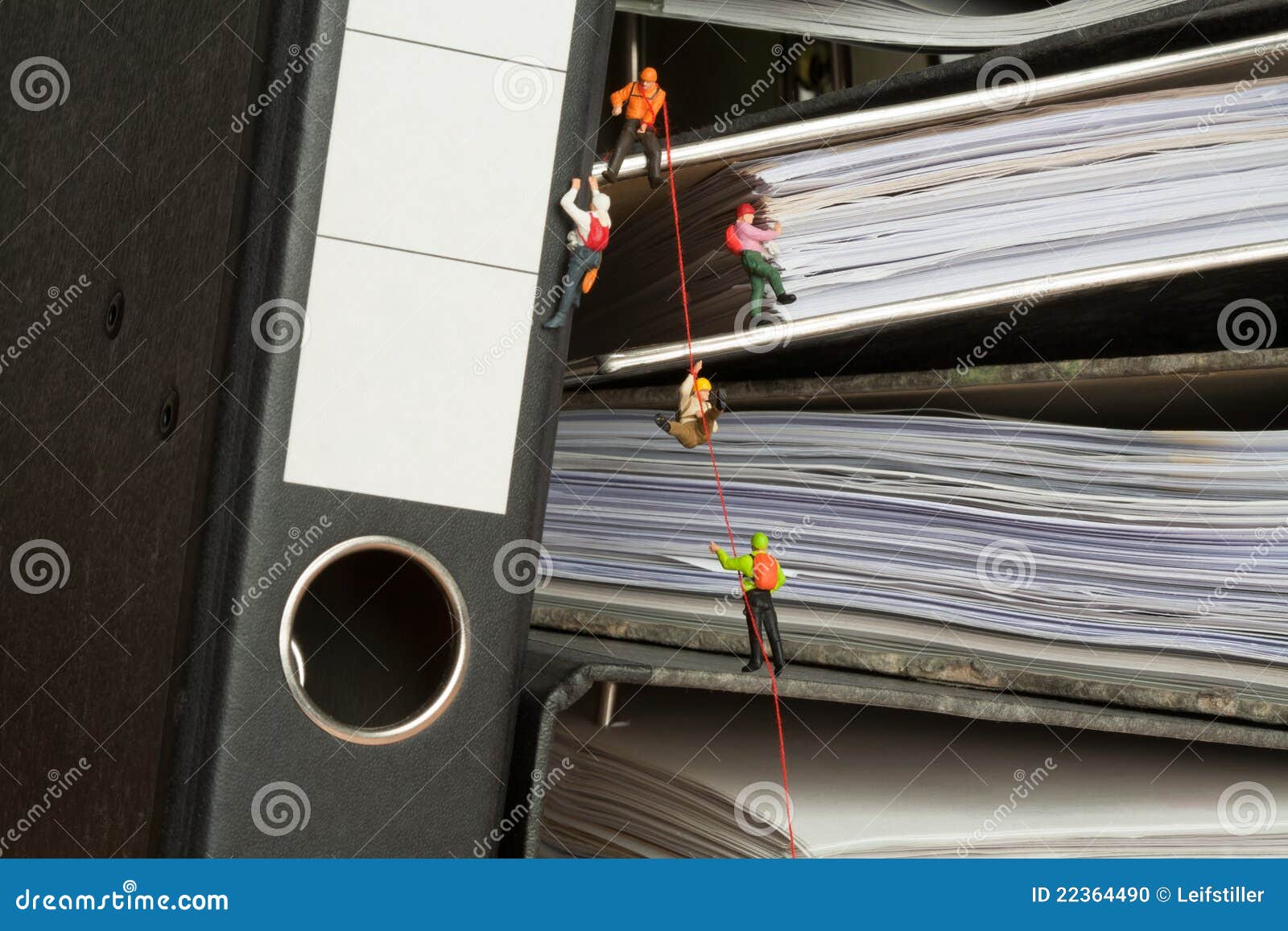 Miniature People : Soldiers Team With World Map,War, Army, Military ...