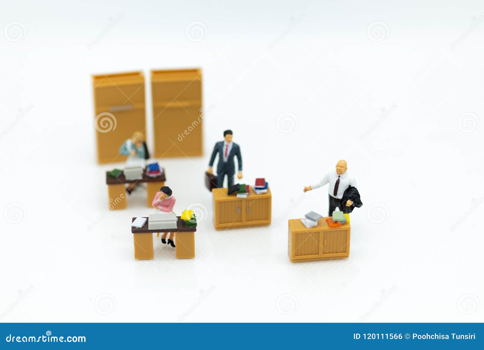 Miniature People : Working in the Office, Salary Man, Talent ...