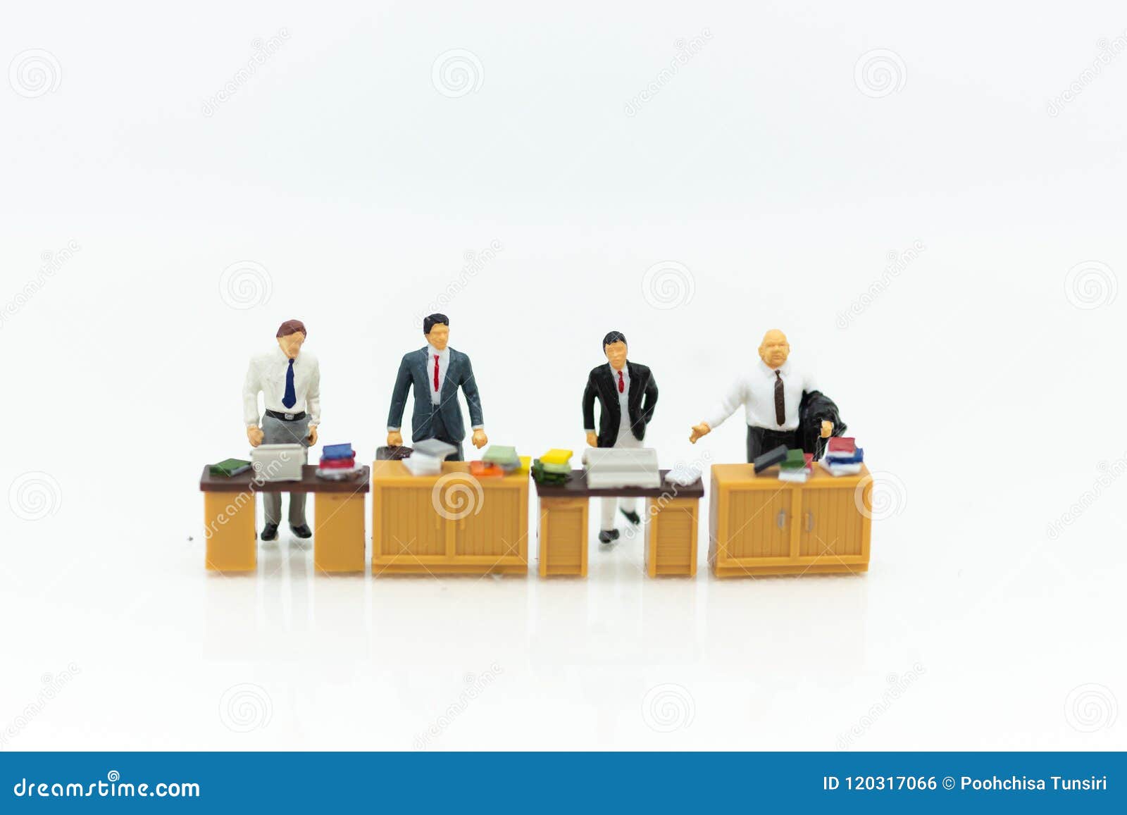 Miniature People : Working in the Office, Salary Man, Talent ...