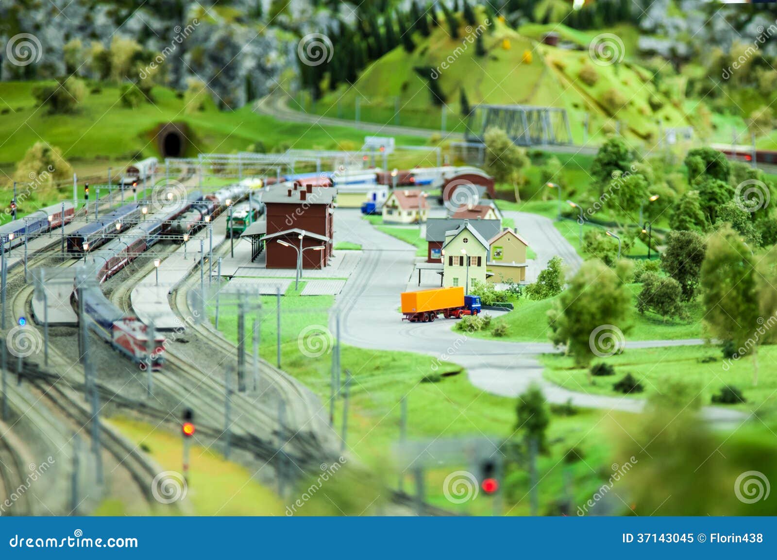 Miniature train station editorial image. Image of trip - 37143045