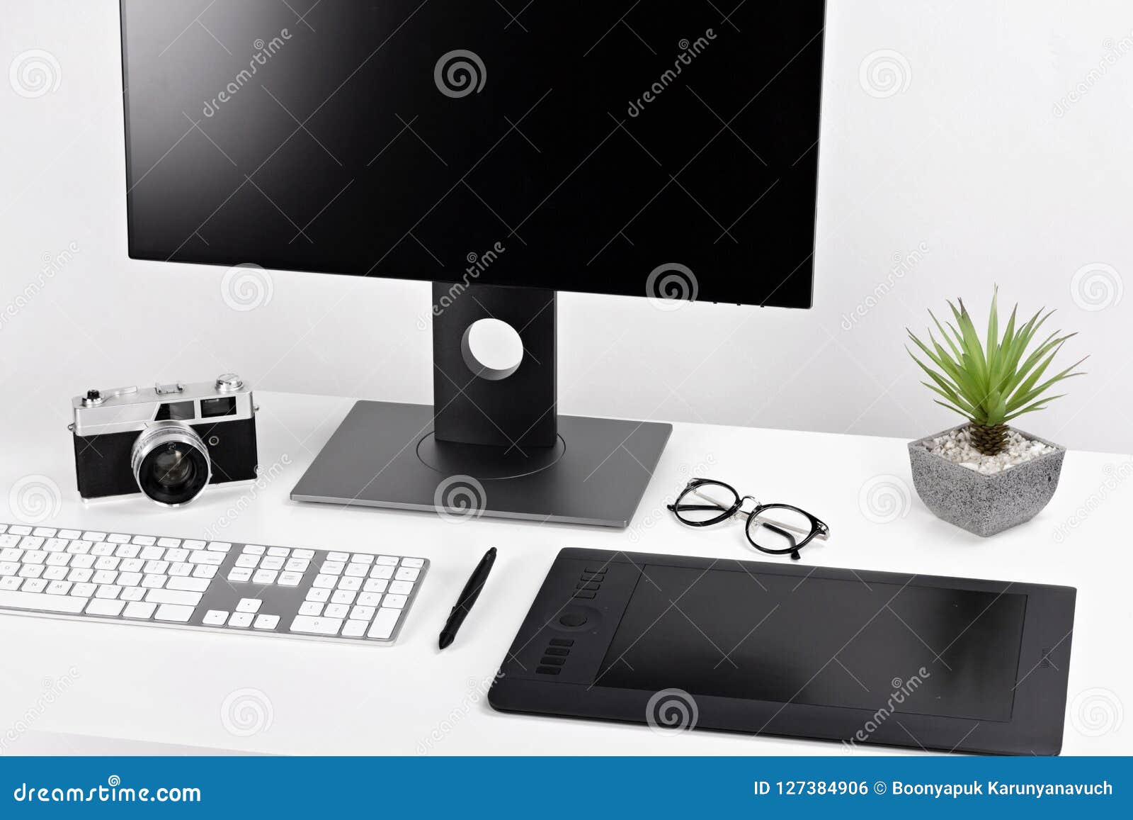 Minimal Clear White Workspace Stock Photo - Image of laptop, plant ...