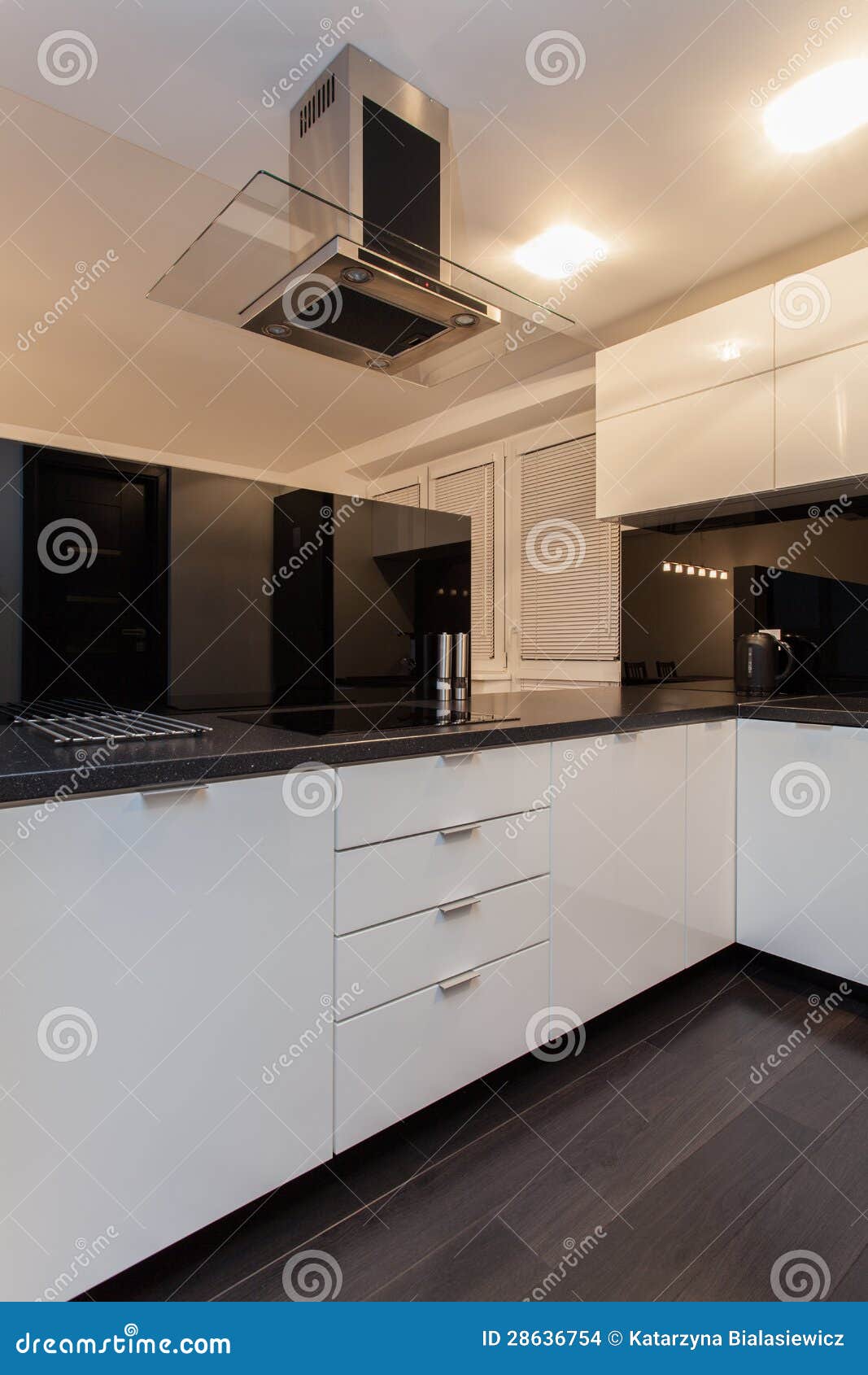 Minimalist Apartment - Kitchen Counter Stock Photo - Image of interior ...