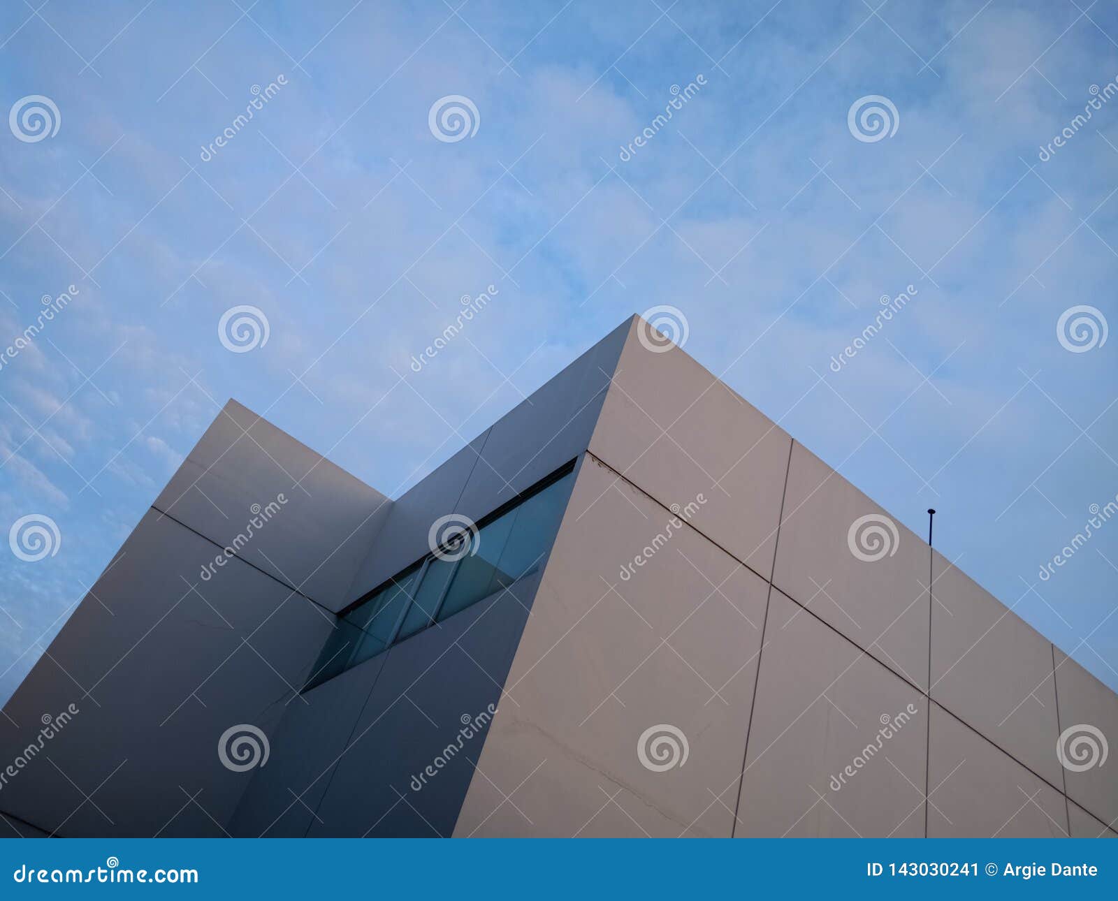 Minimalist Architectural Design Of A Modern Building, Blue Sky ...
