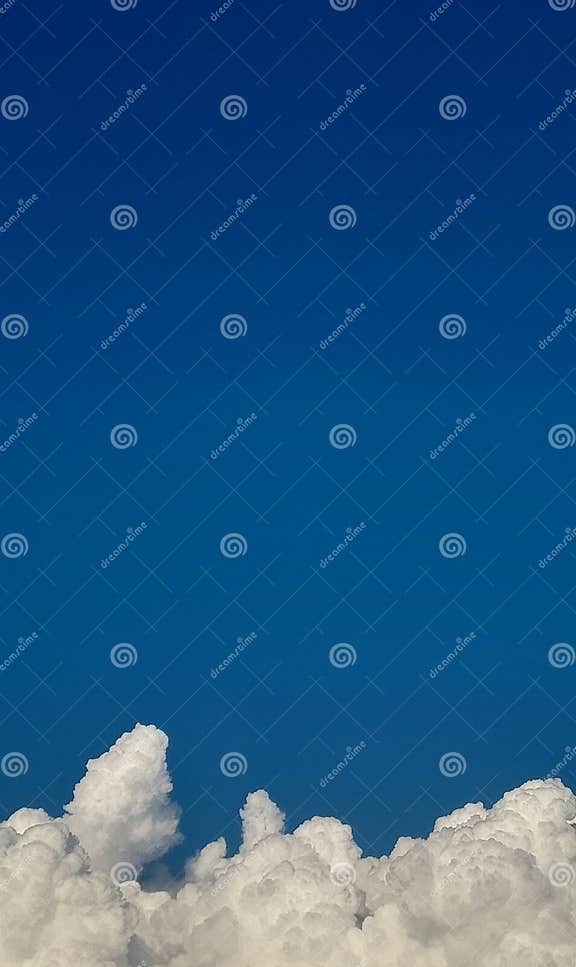 Minimalist Cloud and Sky for Wallpaper Stock Image - Image of wallpaper ...