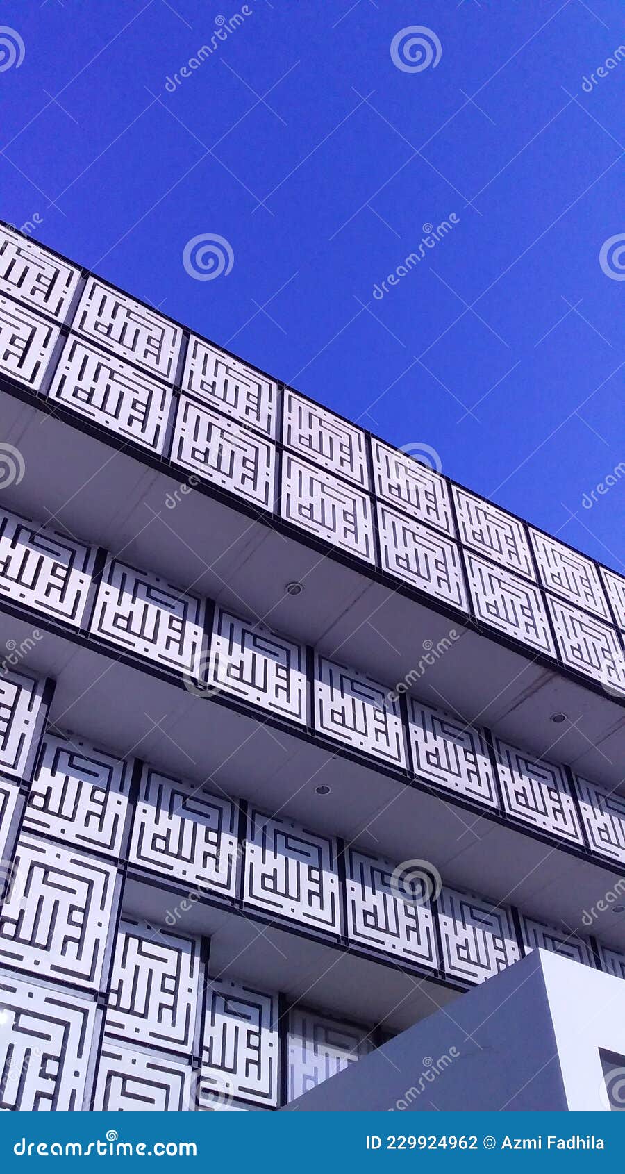 Minimalist Mosque Architecture by Day Stock Photo - Image of lighting ...