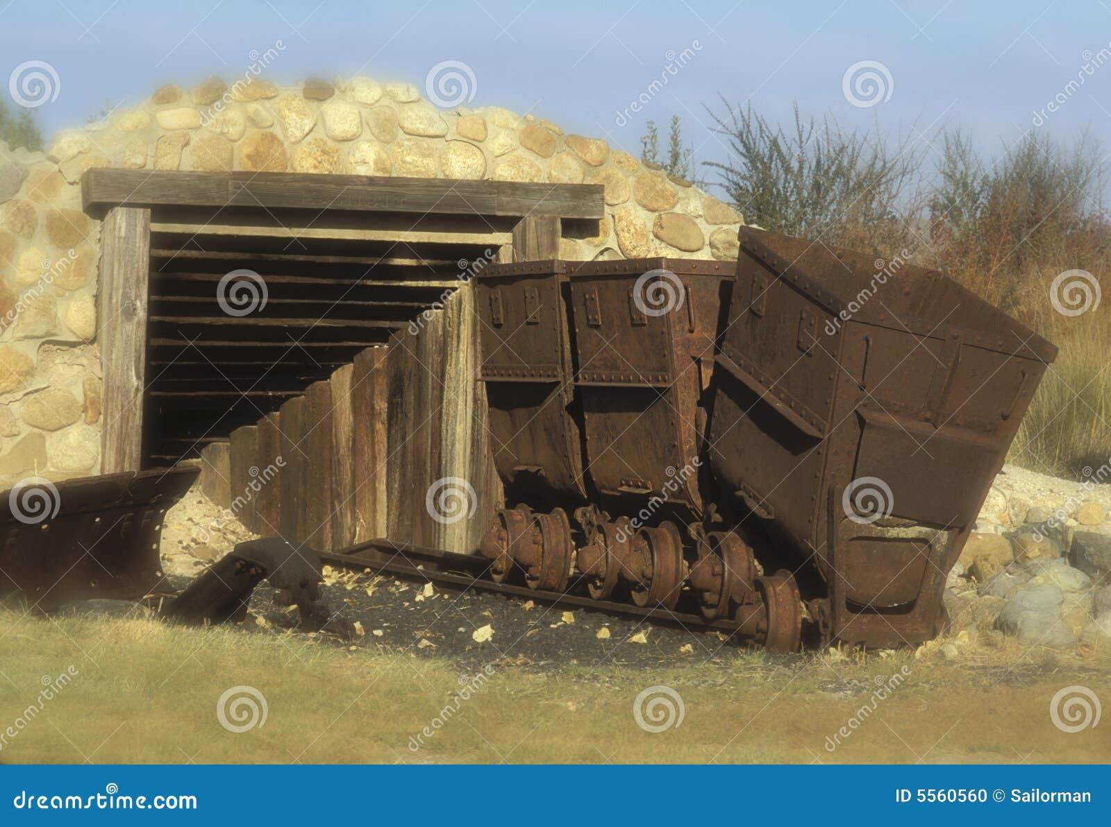 Old Fashioned Mine Ore Car Photos - Free & Royalty-Free Stock Photos ...