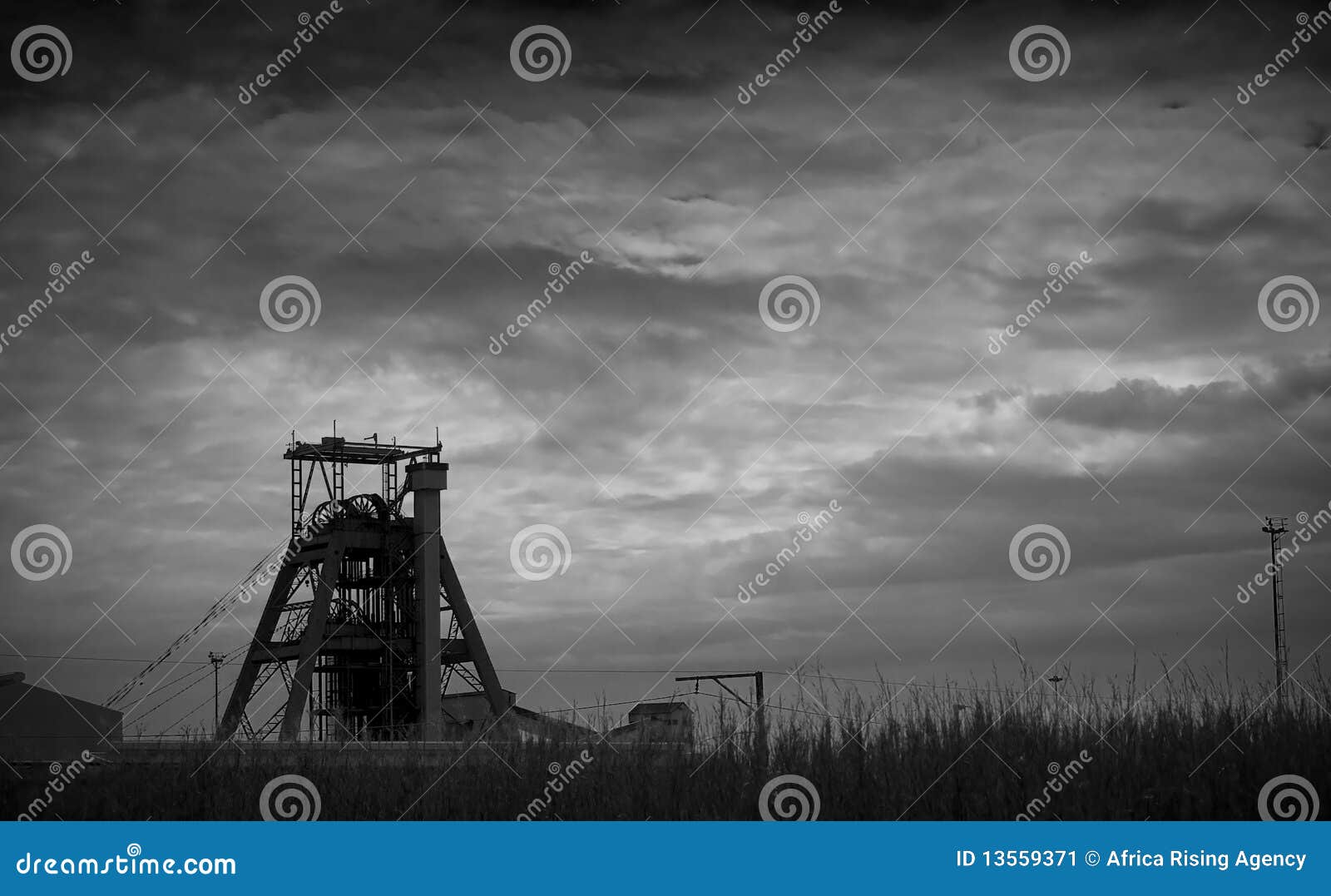 Mining mine headgear stock image. Image of gear, headgear - 13559371