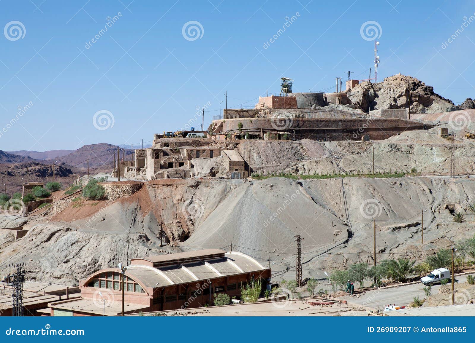 Mining in Morocco editorial photography. Image of outdoor - 26909207