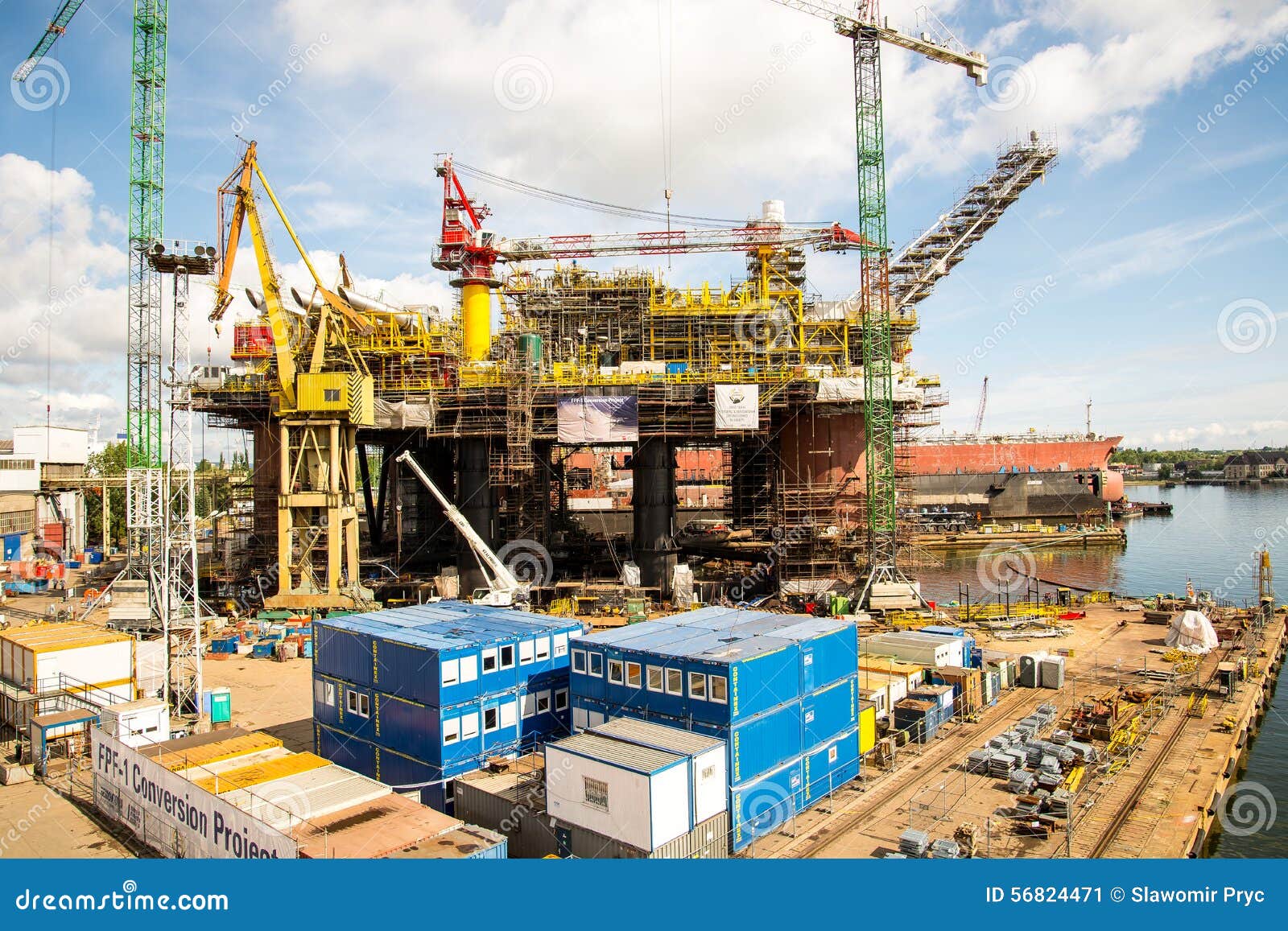 The mining platform editorial photo. Image of diesel - 56824471