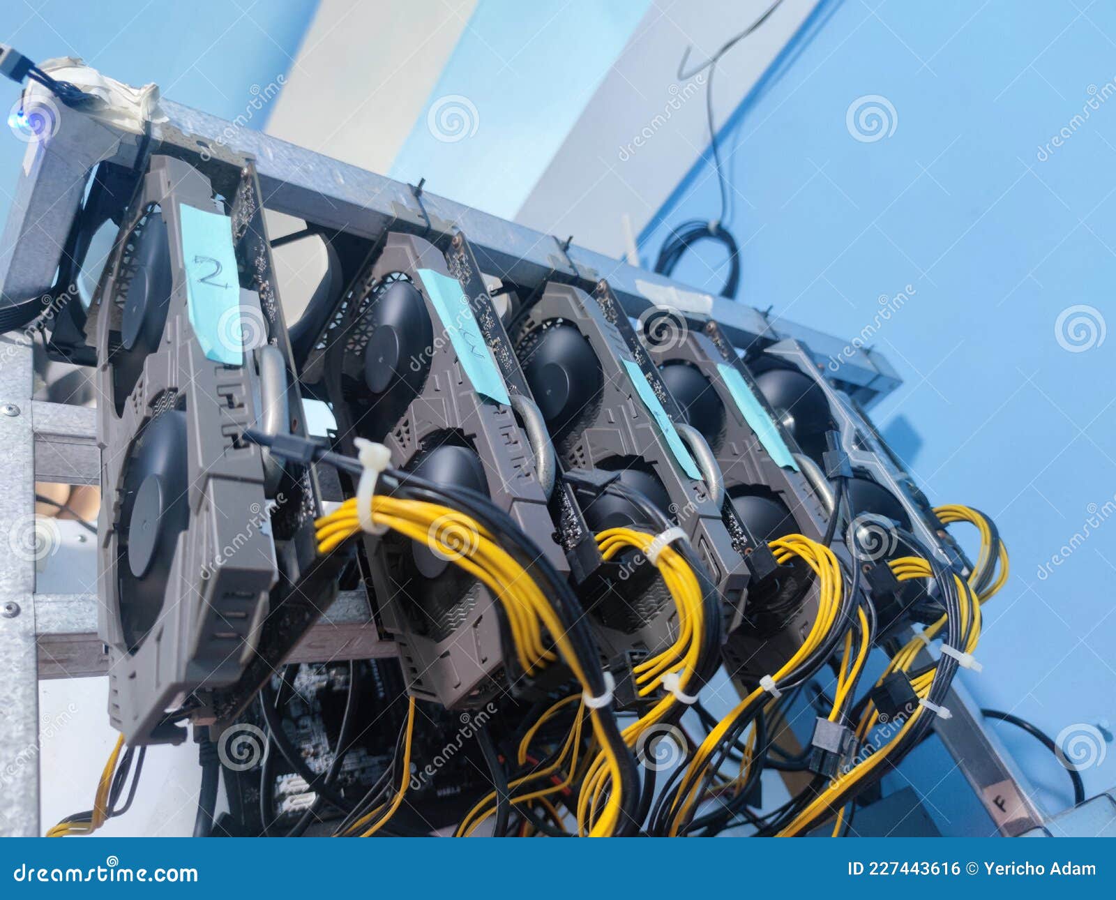 Mining Rig Crypto Money Maker Stock Photo - Image of engine, wheel ...