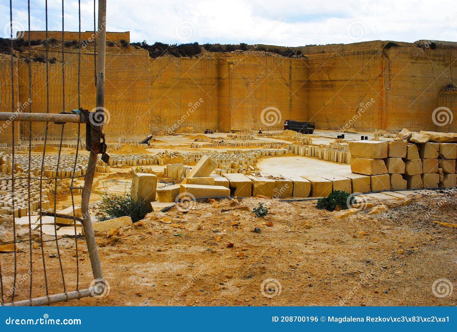 Mining of the Sandstone Blocks in Maltese Islands for Construction ...