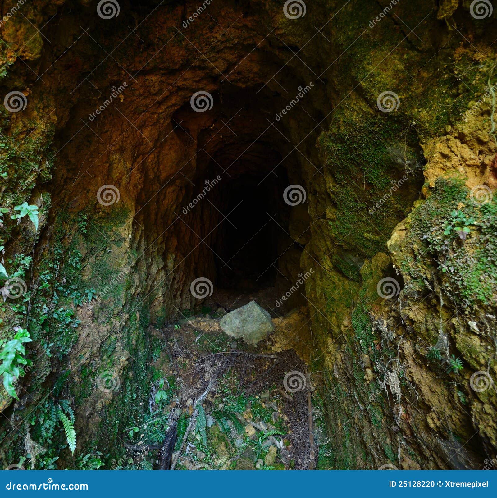 Mining shaft stock photo. Image of deep, shaft, mining - 25128220