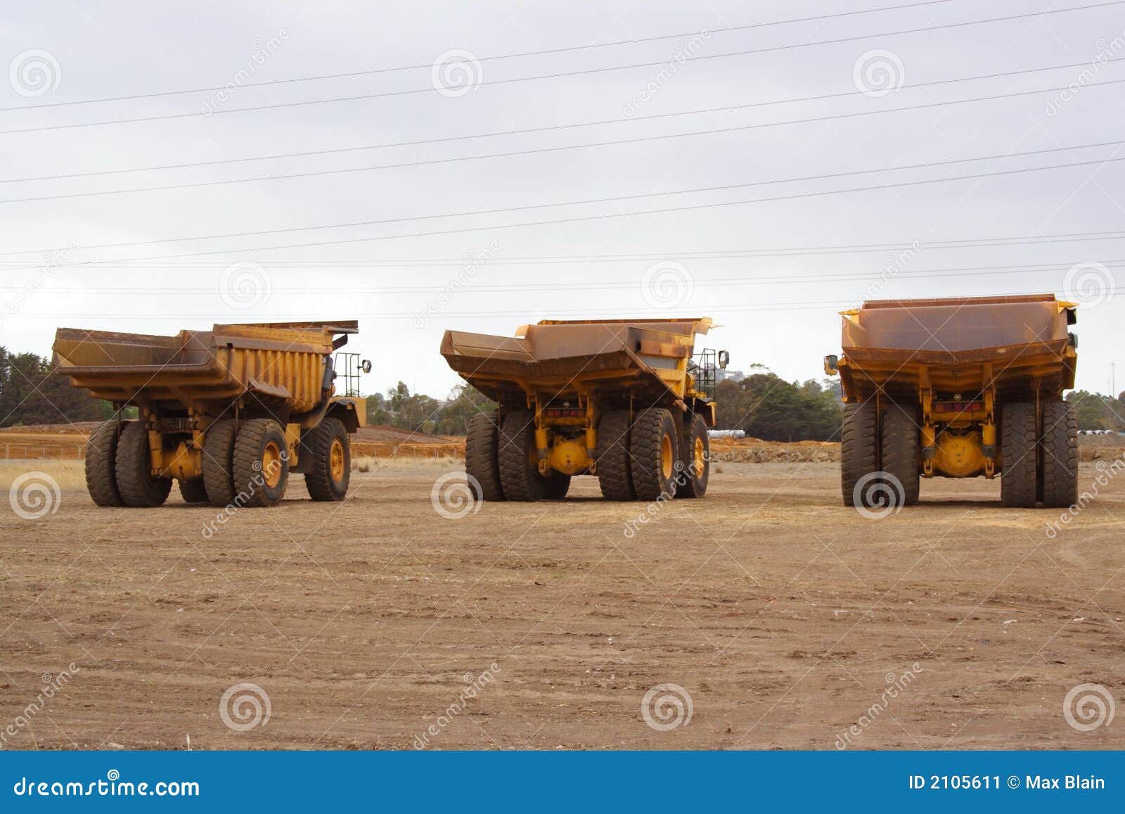 Mining vehicle stock image. Image of haul, earth, industry - 2105611